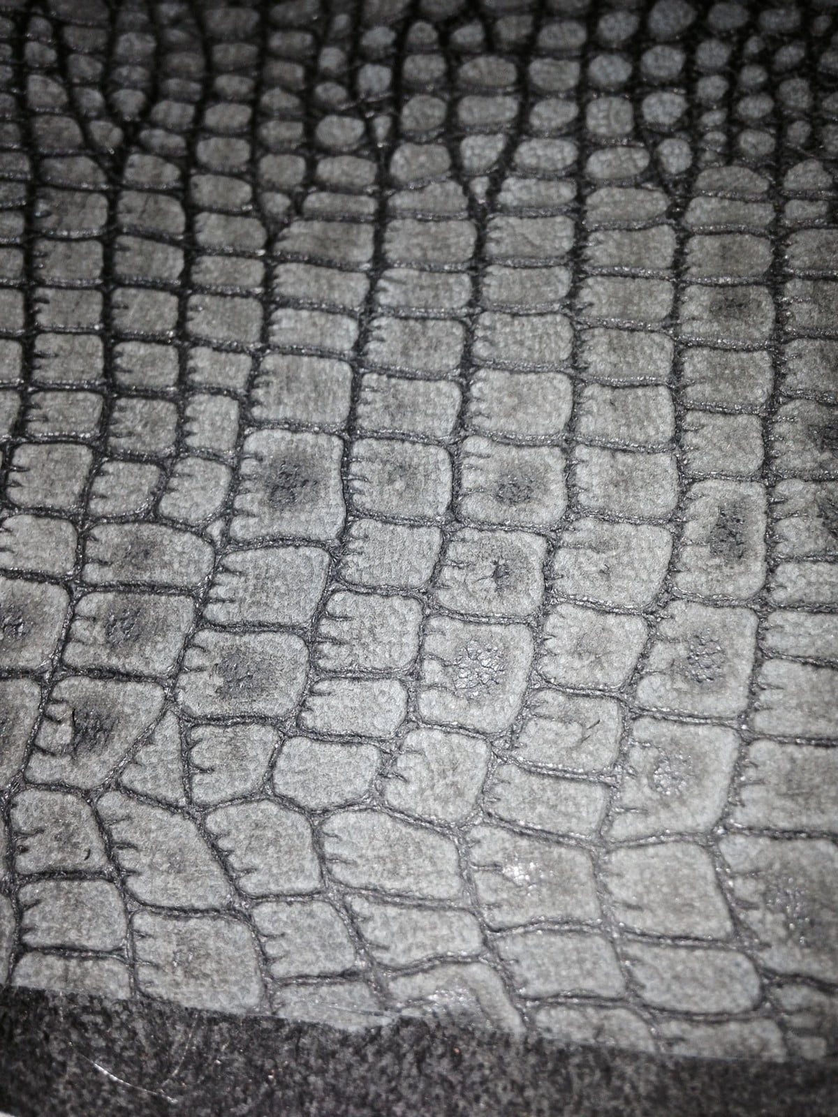 REED LEATHER HIDES - WHOLE SHEEP SKIN 7 to 10 SF - CROCODILE PRINT ...