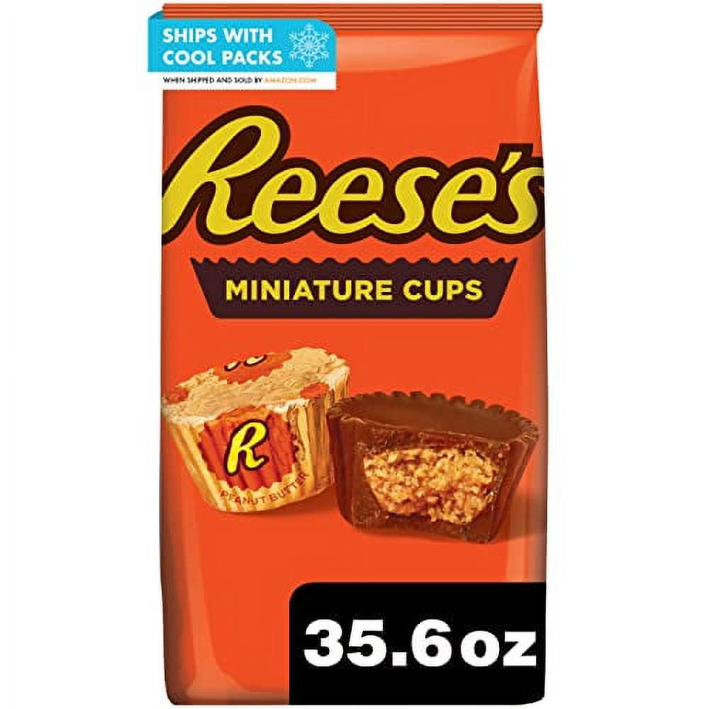 REESE'S Miniatures Milk Chocolate Peanut Butter Cups, Halloween Candy Party Pack, 35.6 oz ...