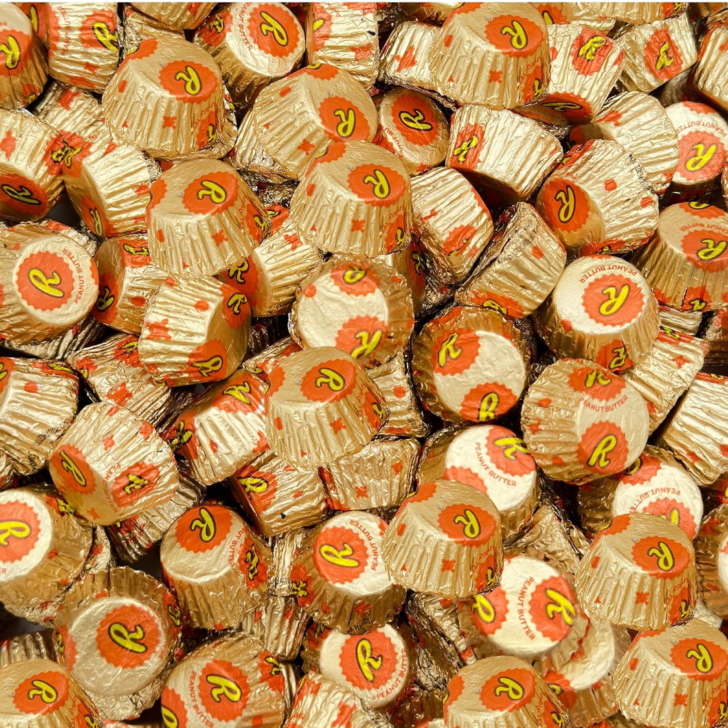 REESES Cups Miniatures Milk Chocolate Peanut Butter Candy in Gold Foil ...