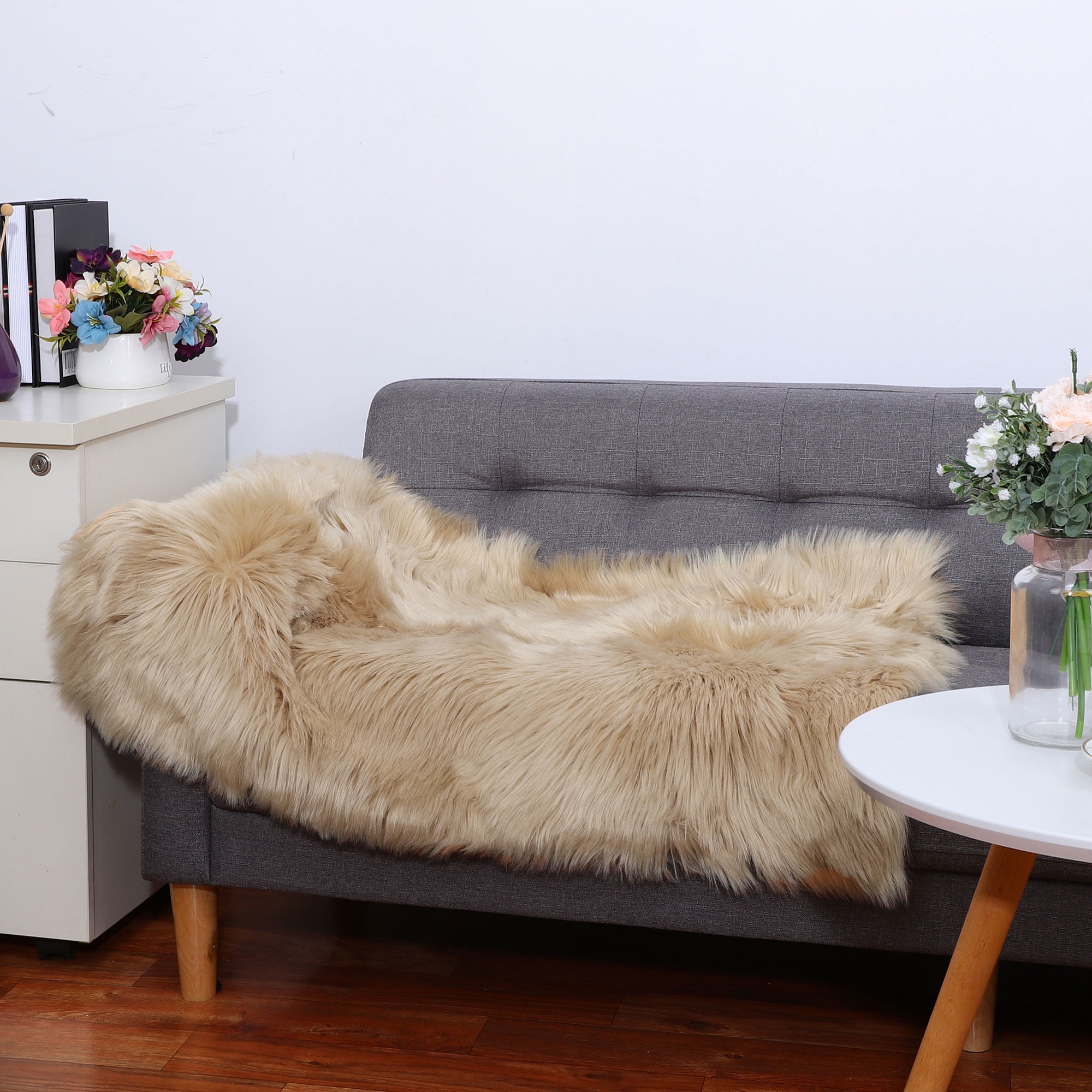 REGALWOVEN Faux Fur Area Rug Fluffy Carpet for Bedroom, Khaki 2x3 Feet ...