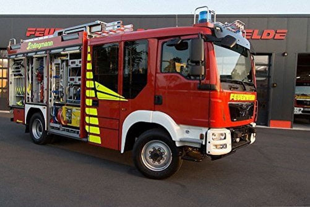 Revell of Germany 80-7452 1:24 Schlingmann HLF 20 MAN TGM Euro 6 Truck ...