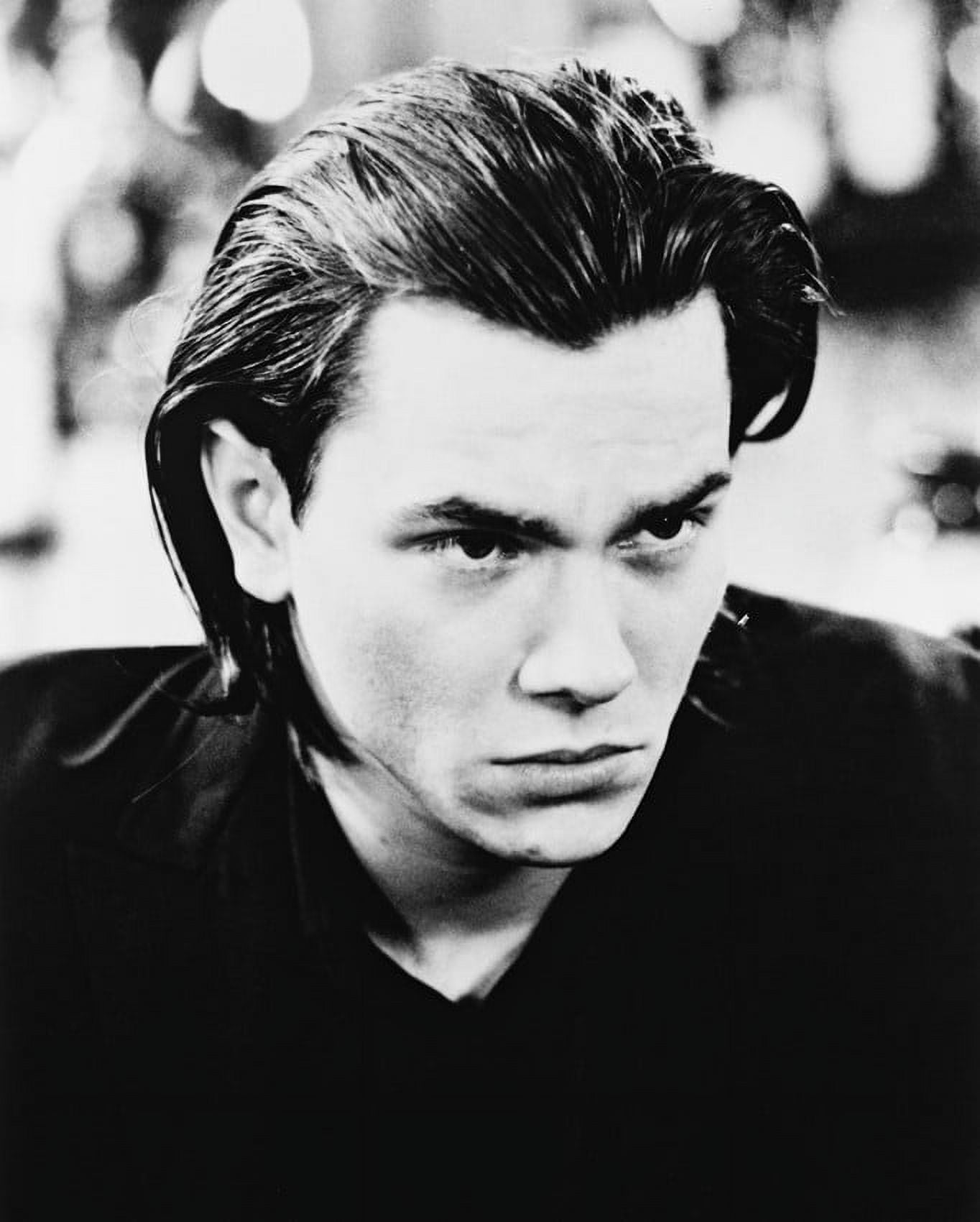 RIVER PHOENIX HANDSOME HEAD SHOT 24X36 Poster B&W PHOTO - Walmart.com
