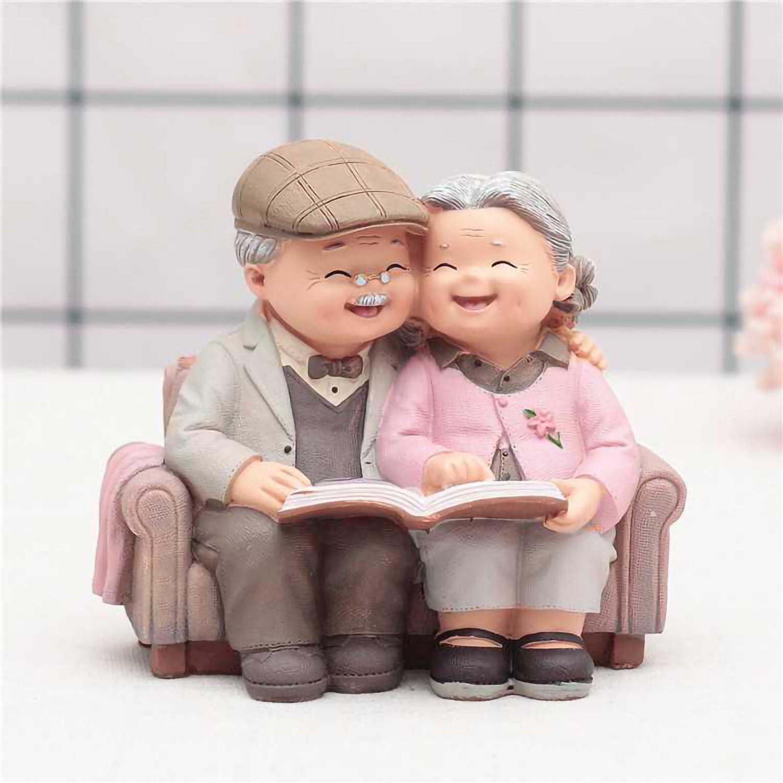 RLATCR Elderly Couple Figurines Resin Grandparents Figurines Love Old ...