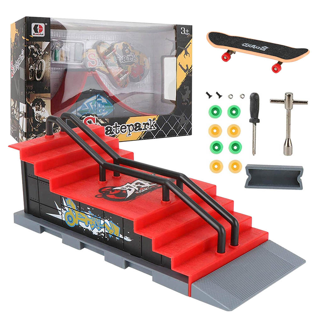 ROBOT-GXG Fingerboard Set Mini Skateboard Park Toy Kit Plastic ...
