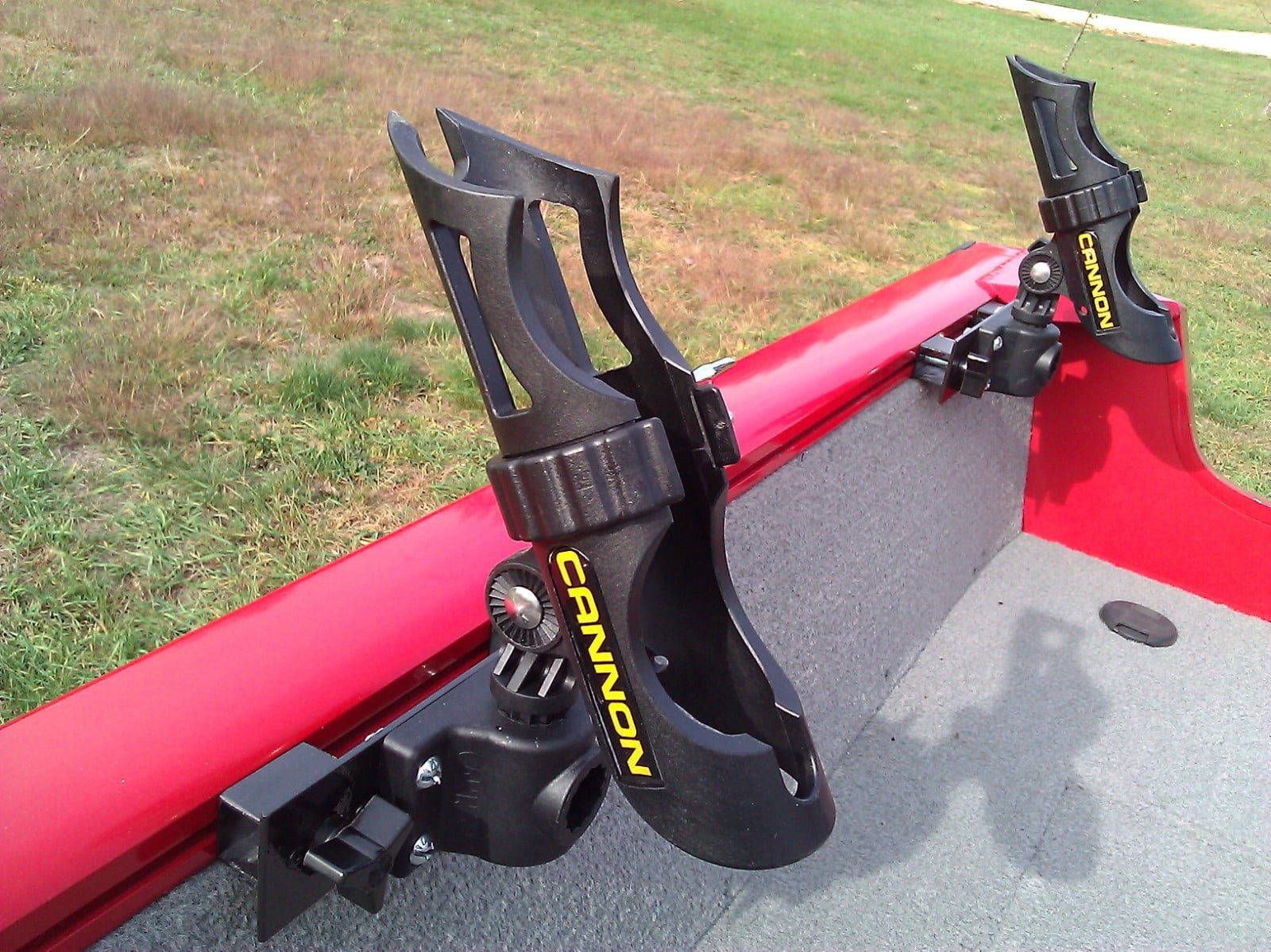 ROD HOLDER WITH CANNON HOLDER INSTALLED - LUND BOAT SPORT TRAK - FREE ...