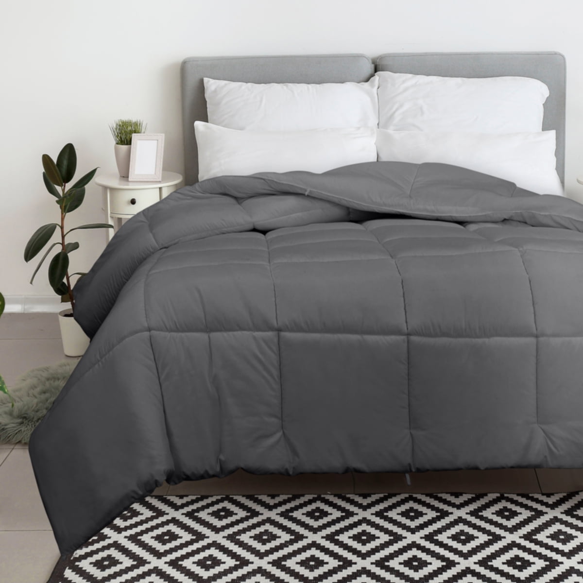 ROYALE Queen Comforter - All Season Down Alternative Bedding Comforter ...