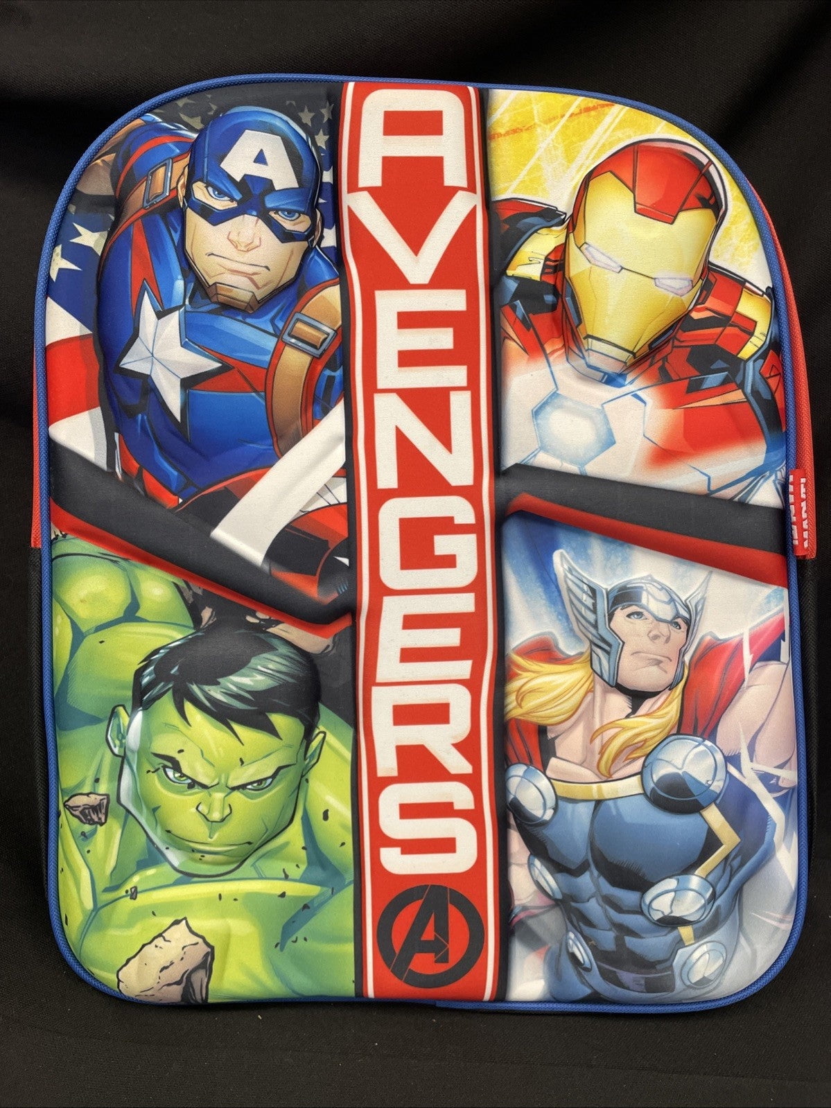 Marvel Avengers 3D 4 Heroes 1 Zip Compartment Adjustable Straps ...