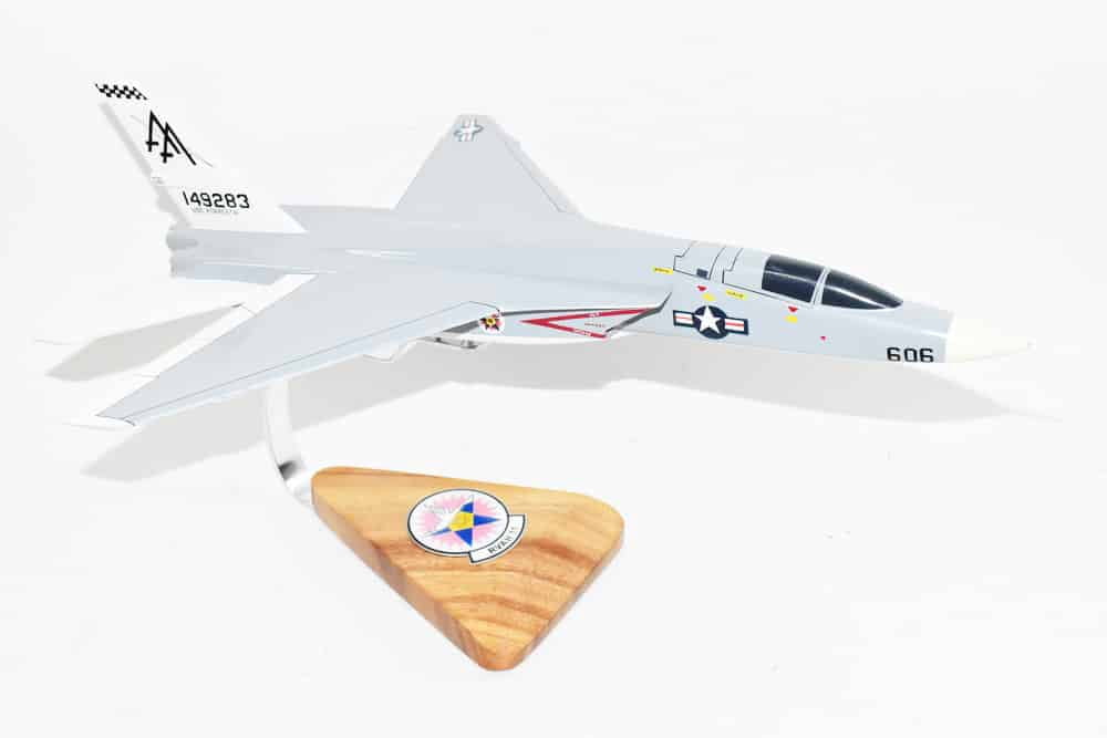 RVAH-11 Checkertails RA-5C (1967) Vigilante Model, 1/50th (18") Scale ...