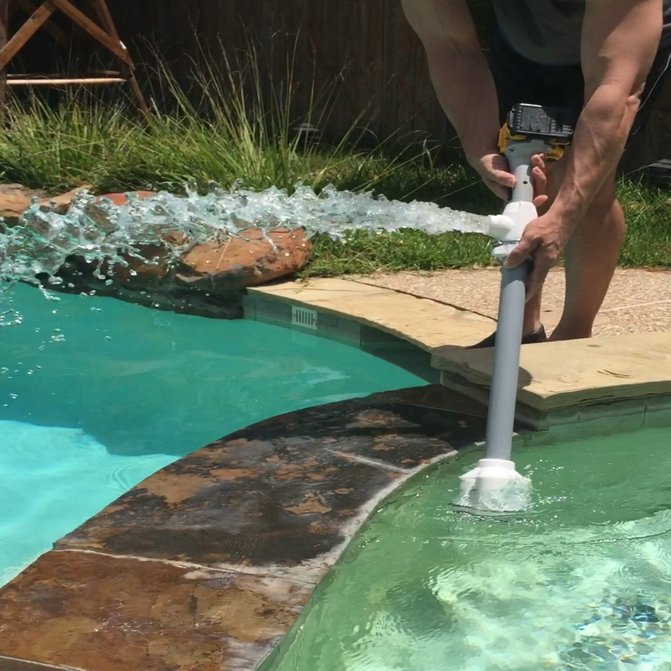 Rabbit Pump Mega Pump Battery Powered 60 GPM Water Transfer Pump, 40" Length Includes Battery ...