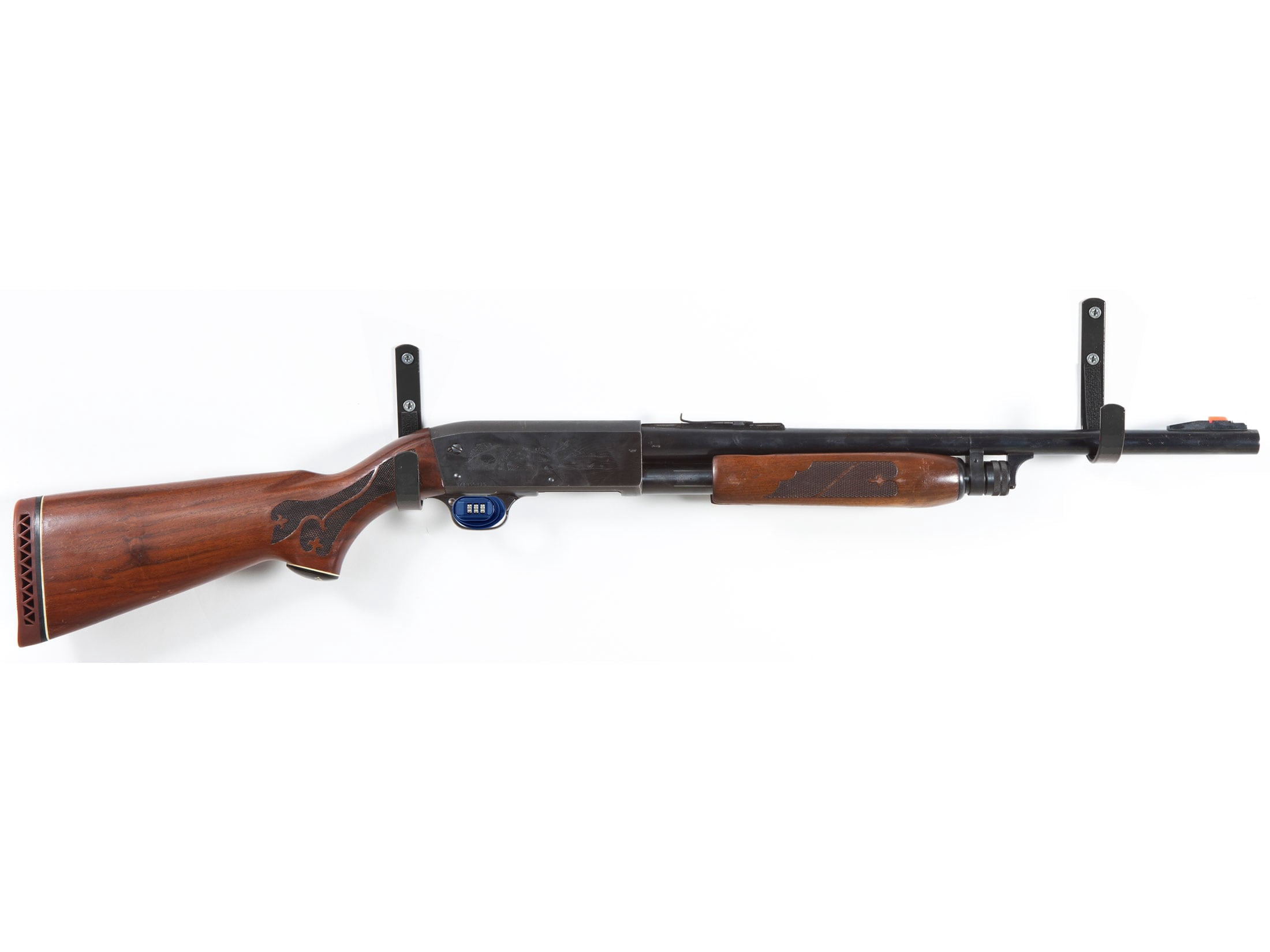 Rack'Em Racks Mount Anywhere Above the Door Horizontal Rifle Rack Black ...