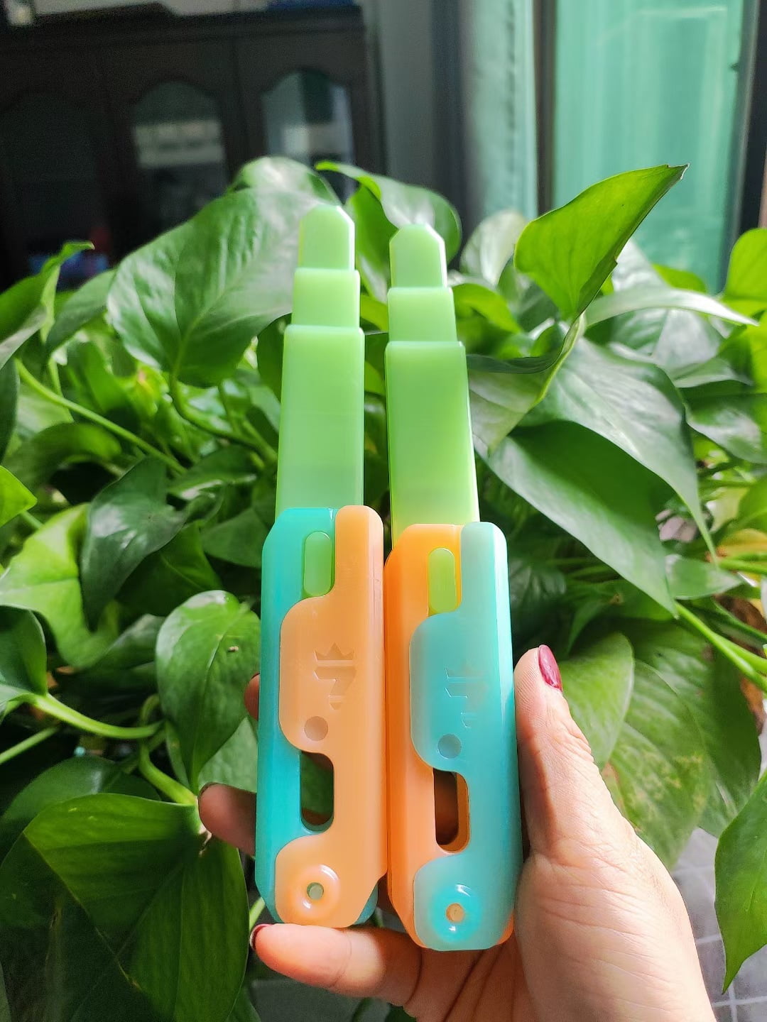 Radish knife toy super large luminous 3d gravity radish knife anti ...