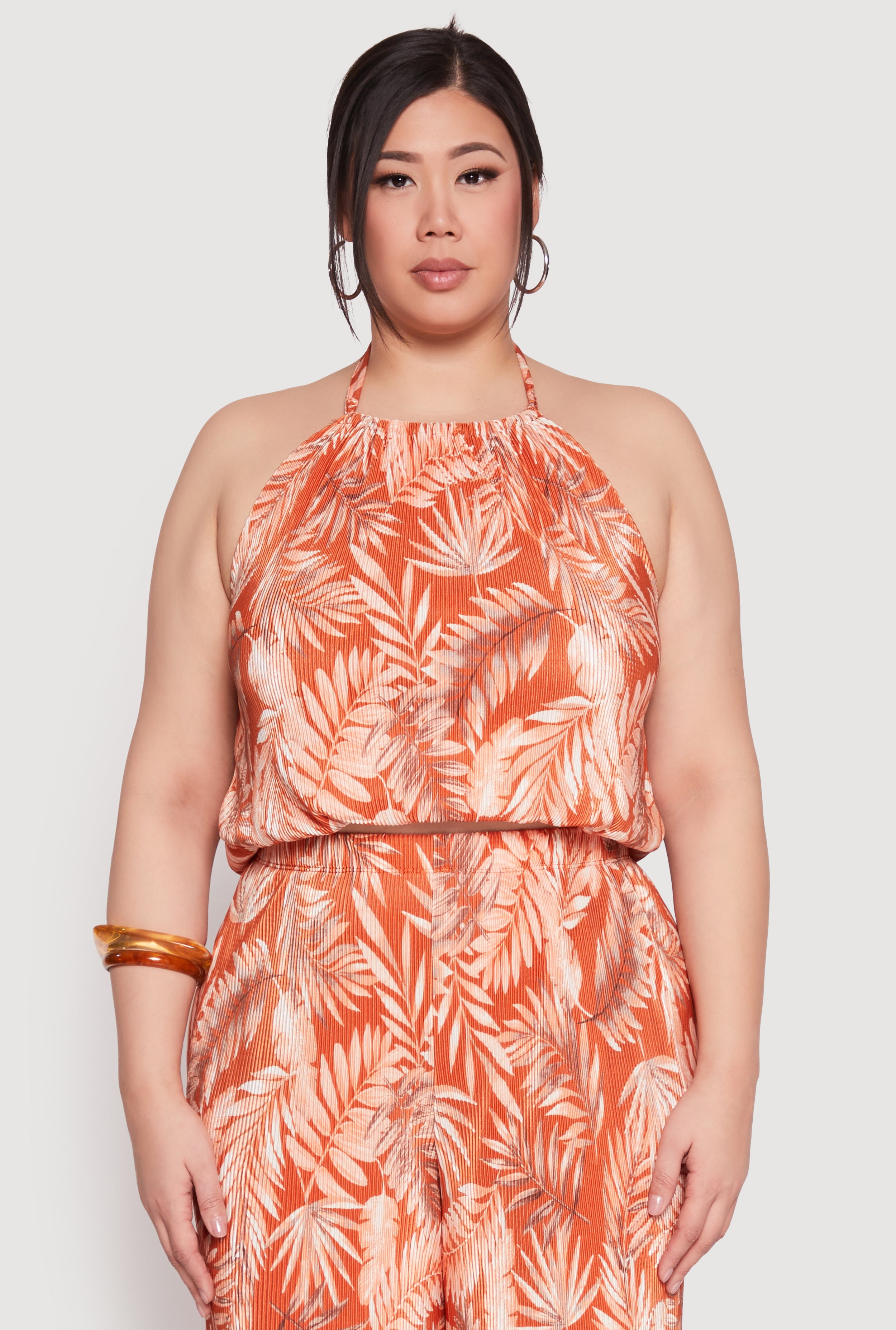 Womens Plus Size Almost Famous Plisse Leaf Print Halter Top - Walmart.com