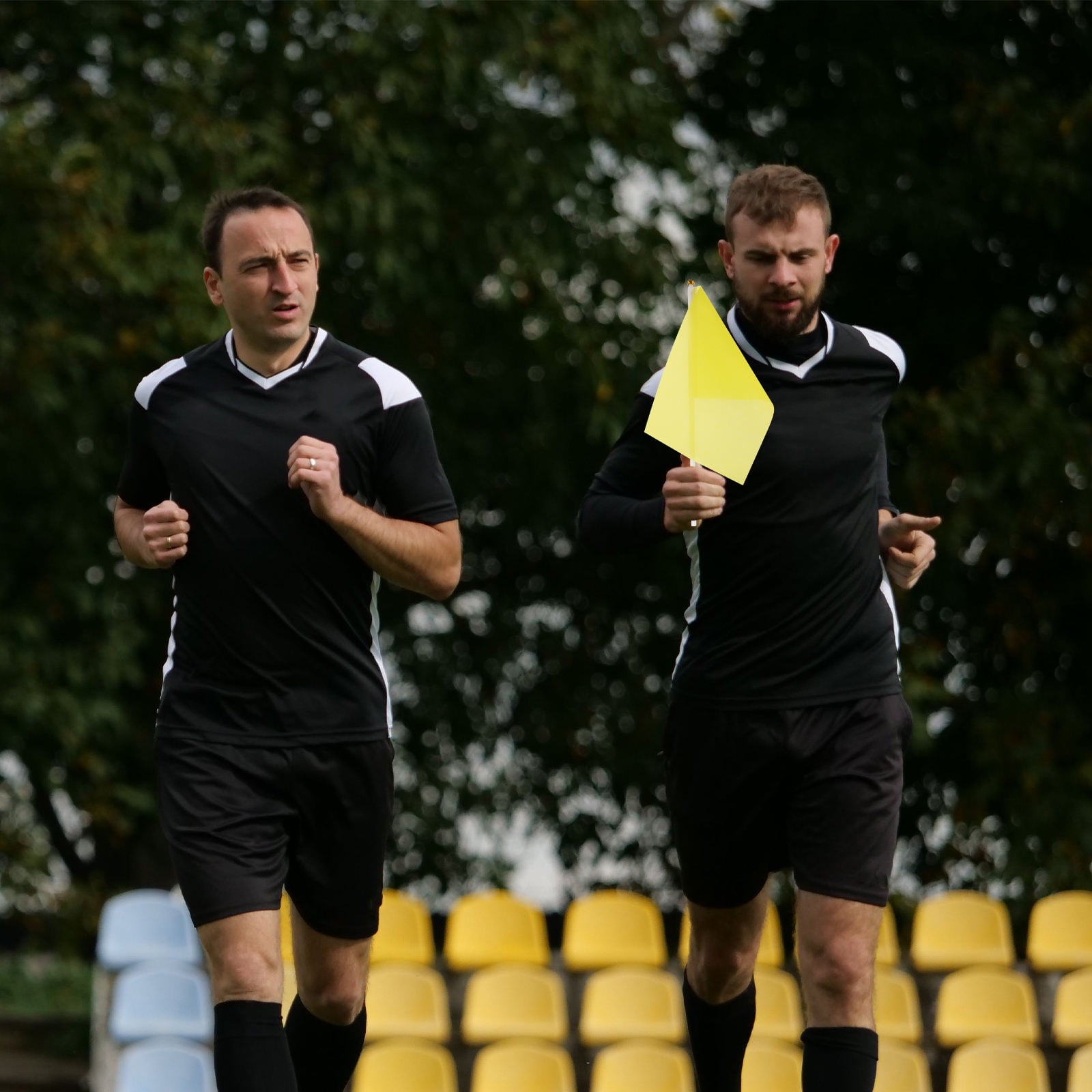 Raindrops 100 Pcs Small Handheld Flags Parade Assorted Birthday Pennant ...