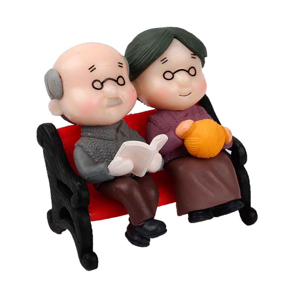 Raindrops Grandma Grandpa Statue with Chair PVC Romantic Lovers Cake ...