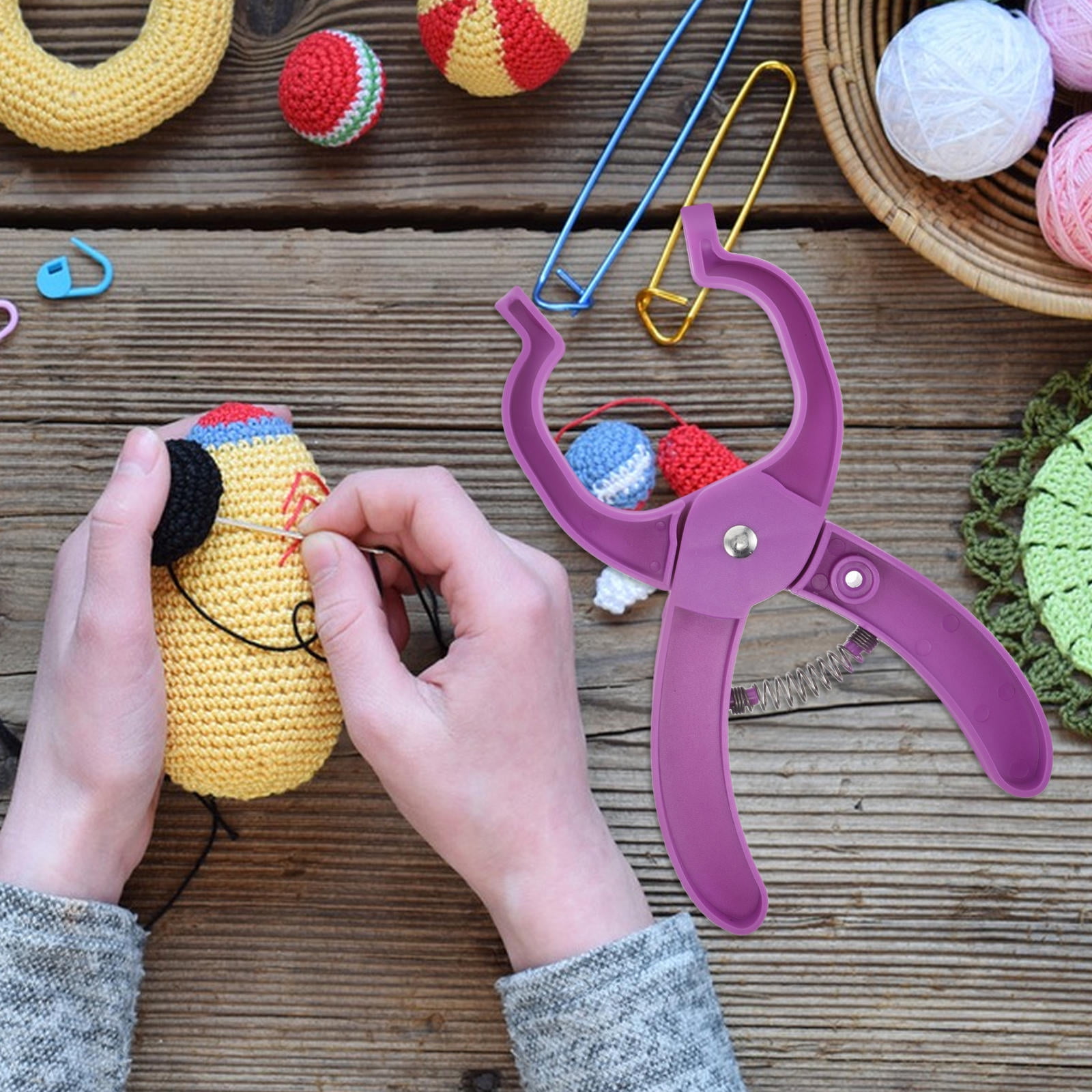 Raindrops Plastic Safety Eye Tool for Crocheting Attaching Safety Eyes ...