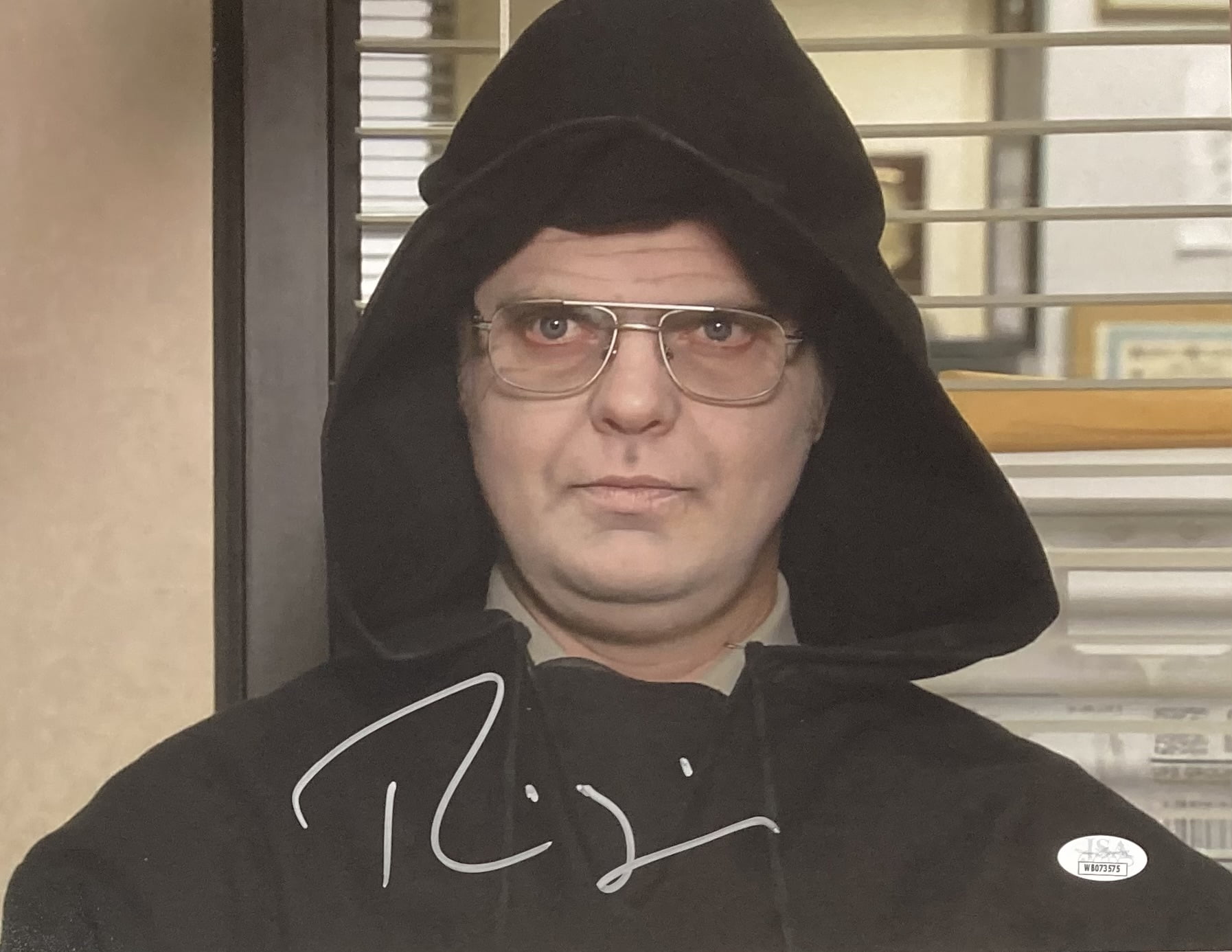 Rainn Wilson Signed 11x14 The Office Dwight Schrute Hood Photo JSA ...
