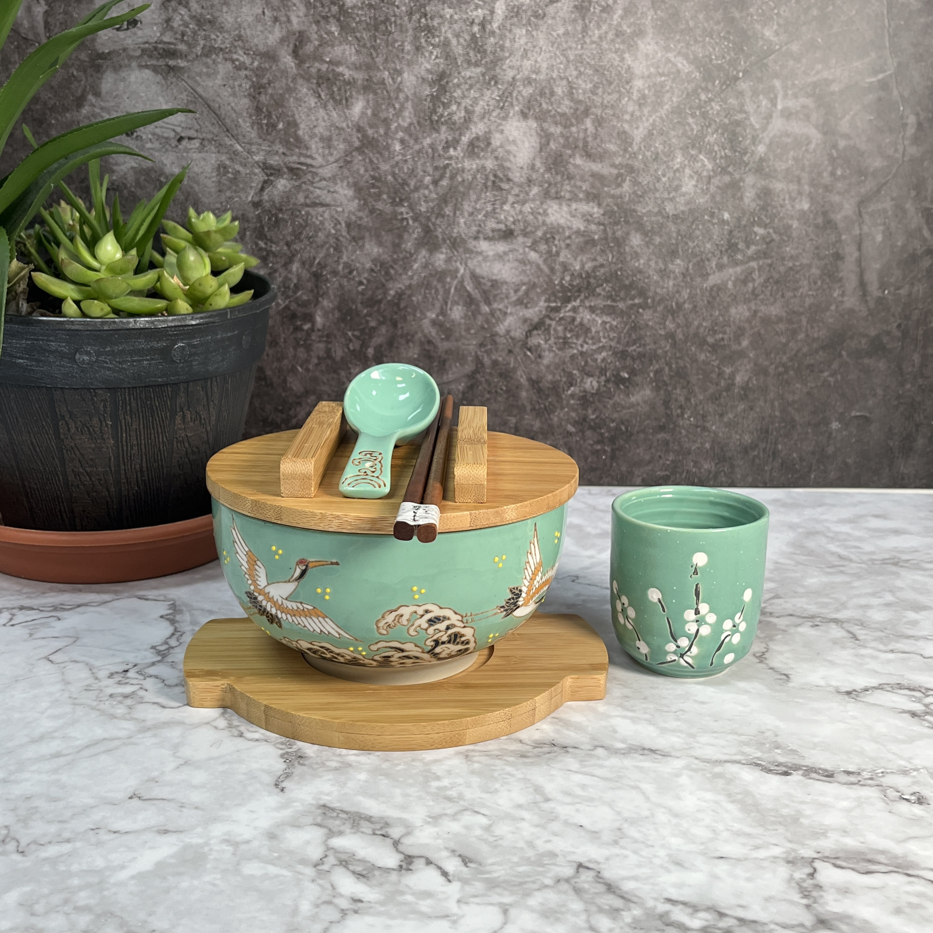 Ramen Bowl Japanese Crane Design Kamameshi Style Green Ceramic Rice ...