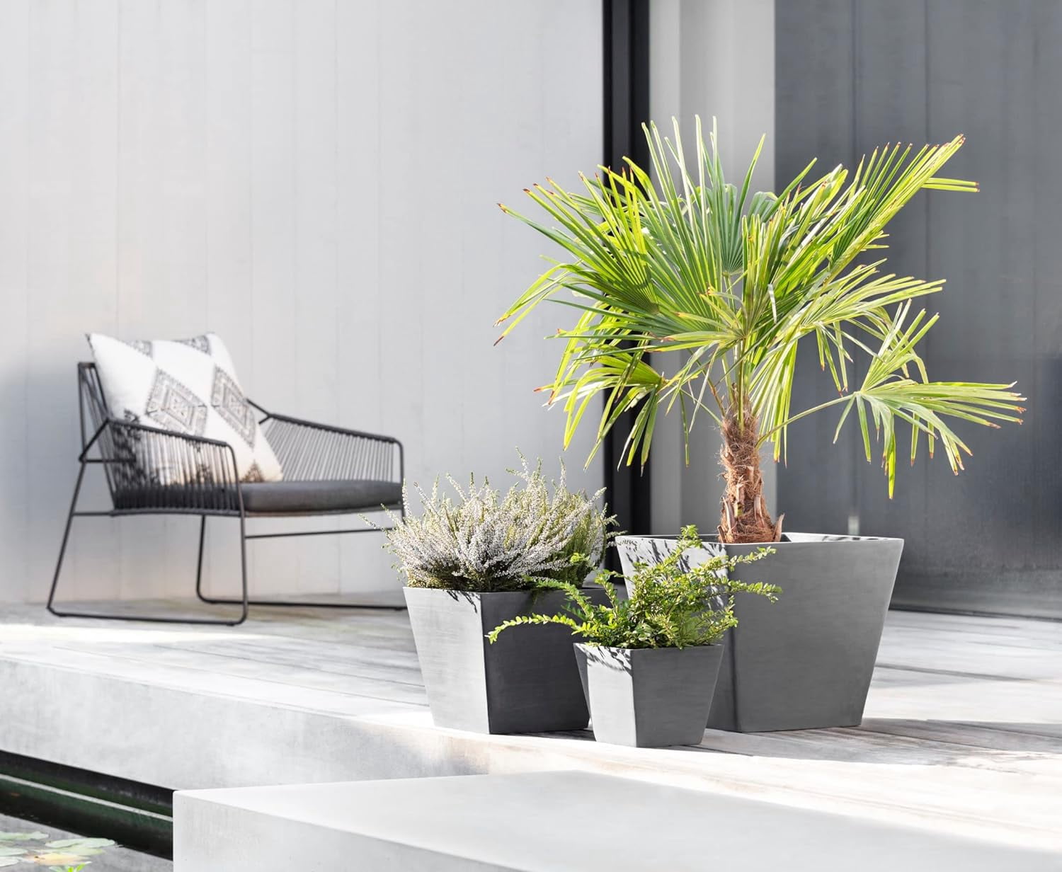 Rang Rotterdam Durable Modern Square Indoor/Outdoor Recycled-Based ...