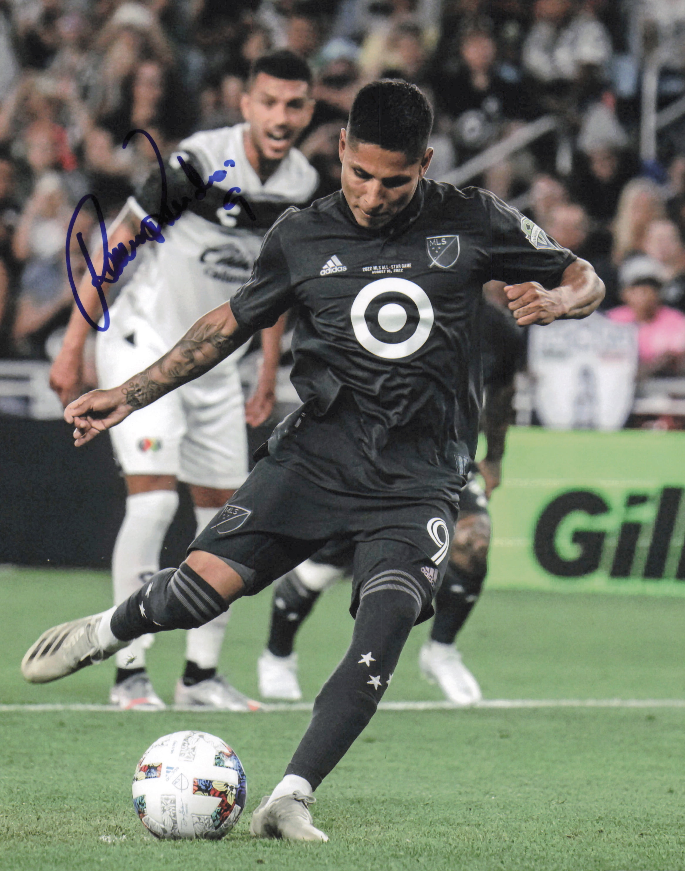 Raul Ruidiaz Autographed 8x10 Photo Seattle Sounders SKU #244080 ...