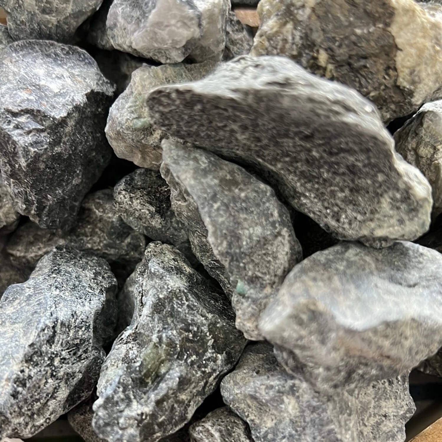 Natural Raw Emerald Stone for Renewal and Growth - Walmart.com