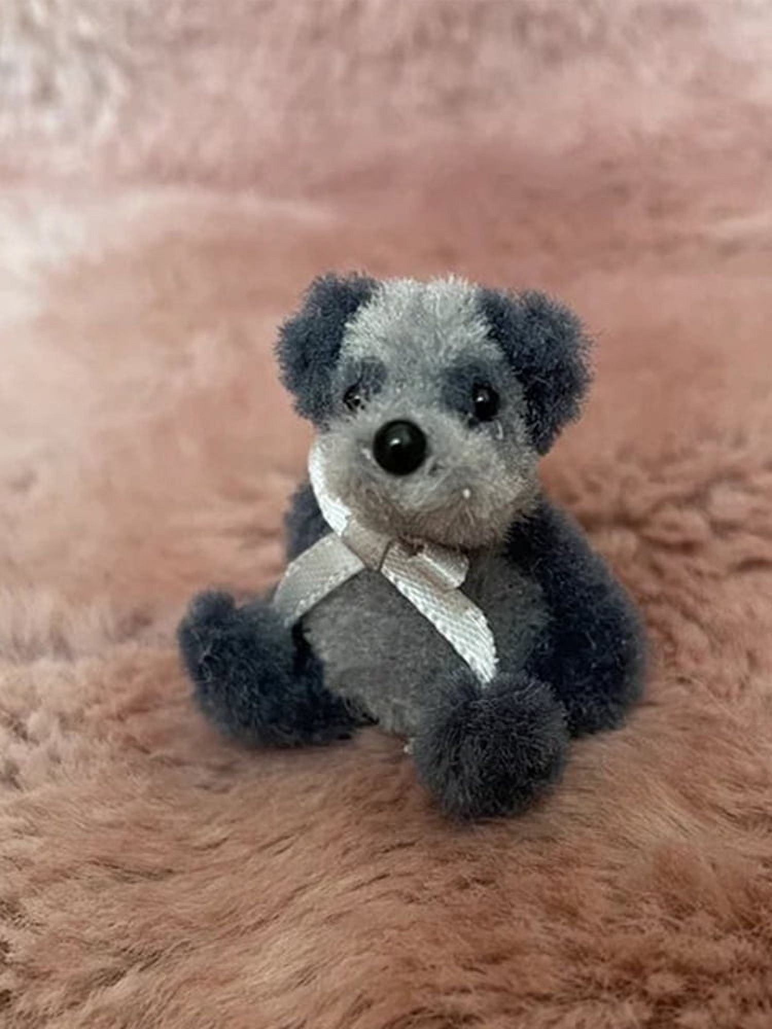 Ready To Give Bear Hugs To Whoever Needs One Love Token Cute Christmas With Red Heart Weddings ...