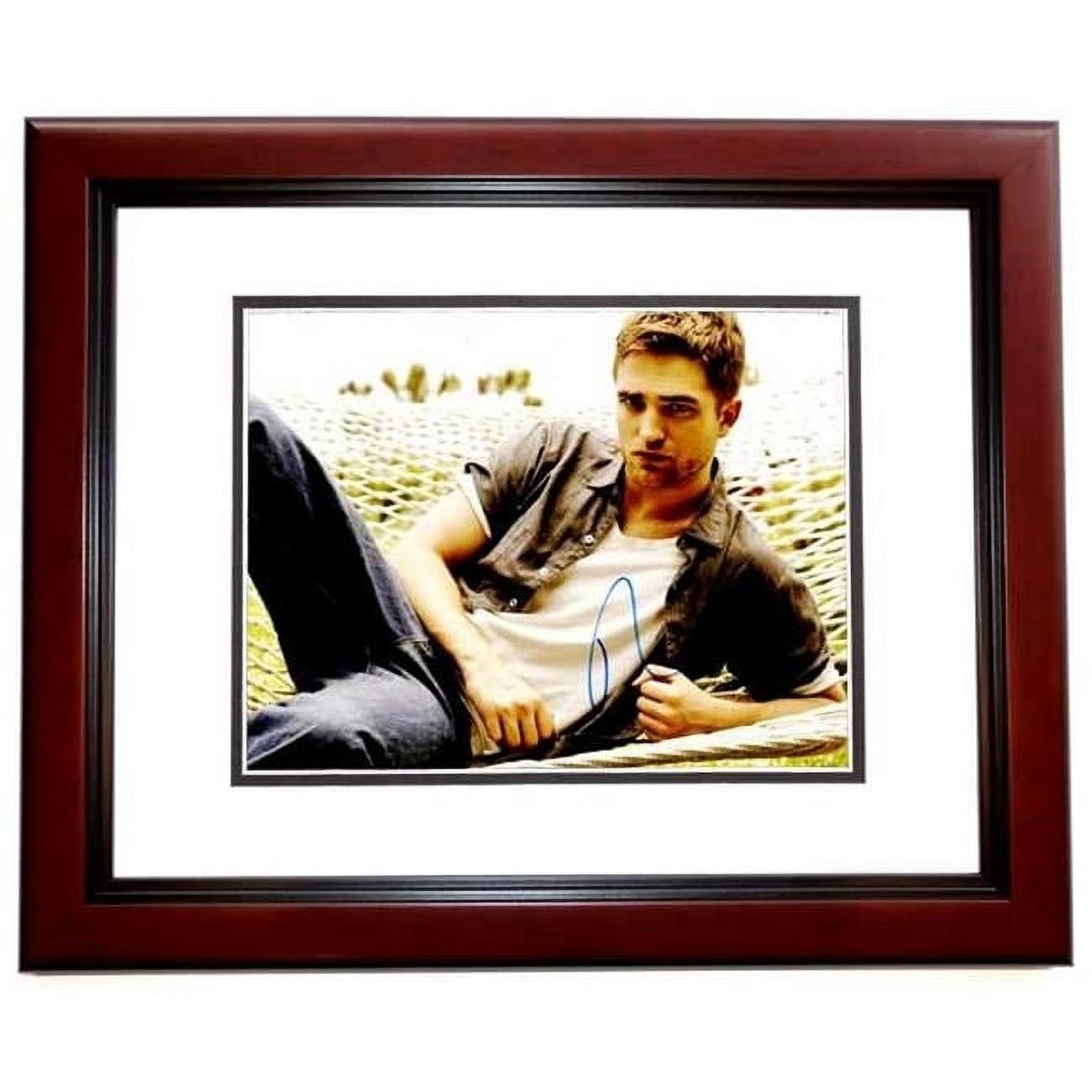 Real Deal Memorabilia RPattinson11x14-1MF Twilight Actor Team Edward ...
