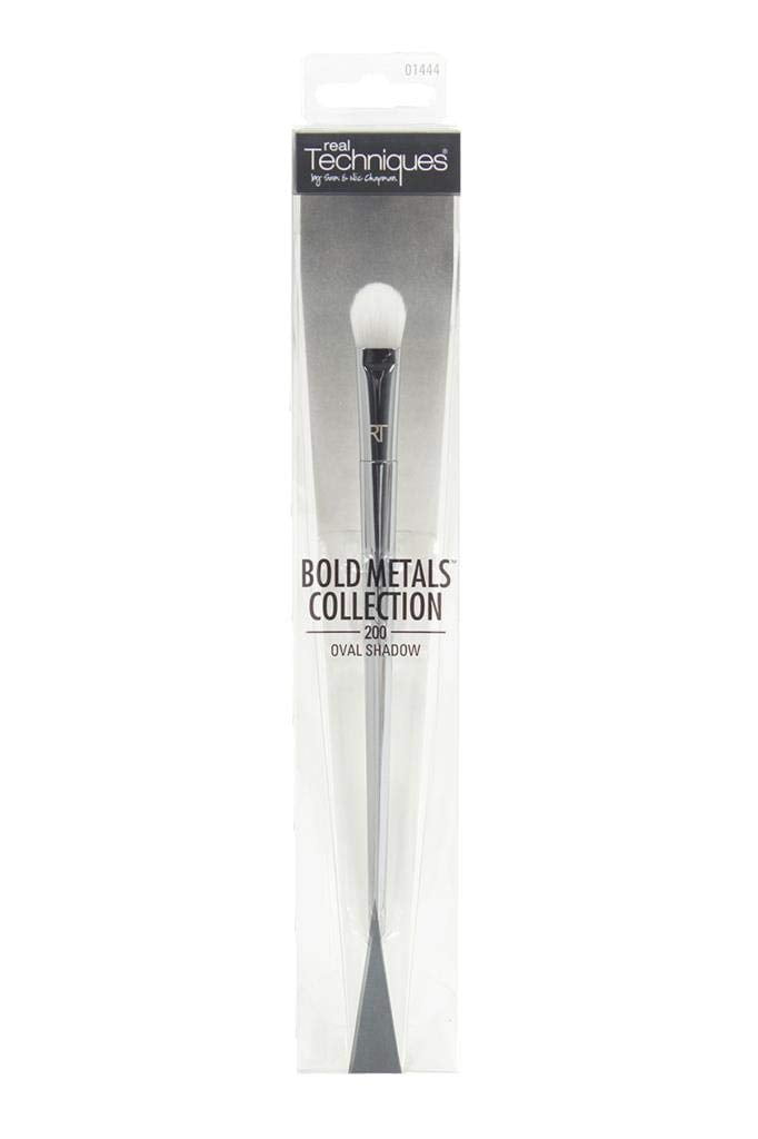 Real Techniques 200 Oval Shadow Brush 0914 Ounce Blend Shadows and ...
