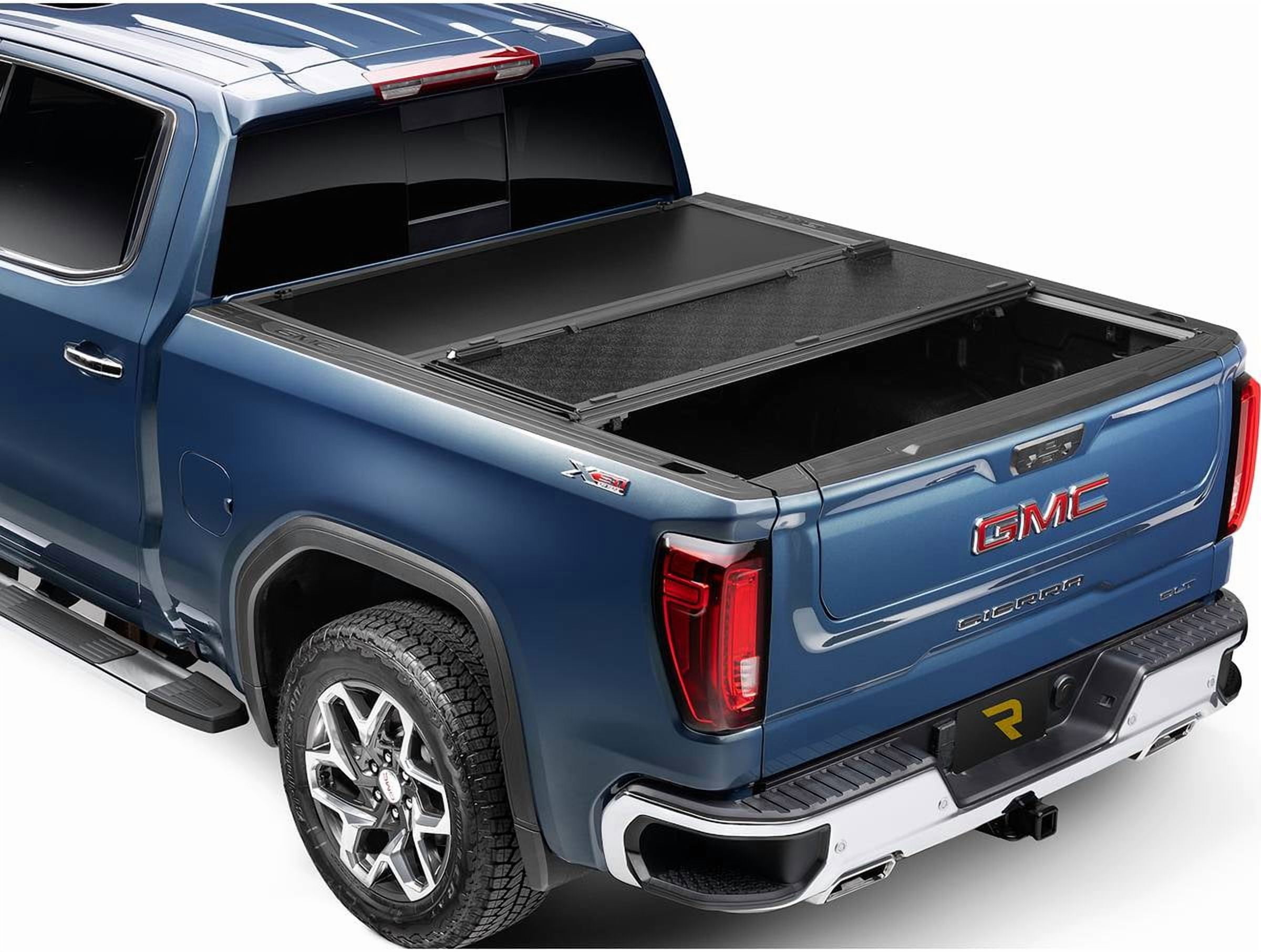 RealTruck UnderCover Select Hard Folding Tonneau Cover Fits 2020-2024 ...