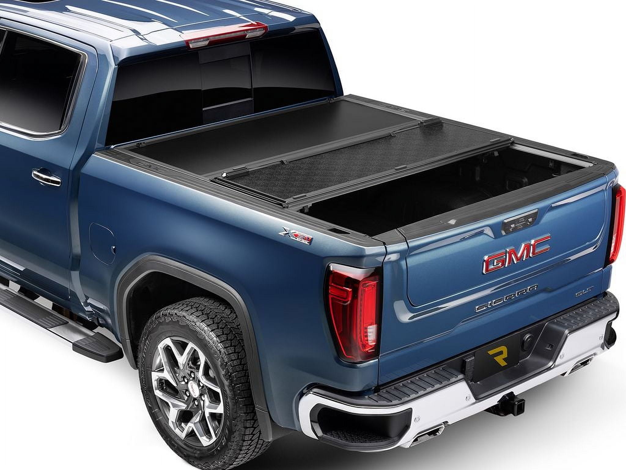 RealTruck UnderCover Select Hard Folding Tonneau Cover Fits 2024-2025 ...