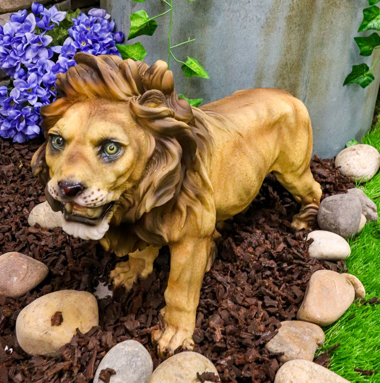 Large Realistic Resin African Lion Figurine, King Of The Jungle ...
