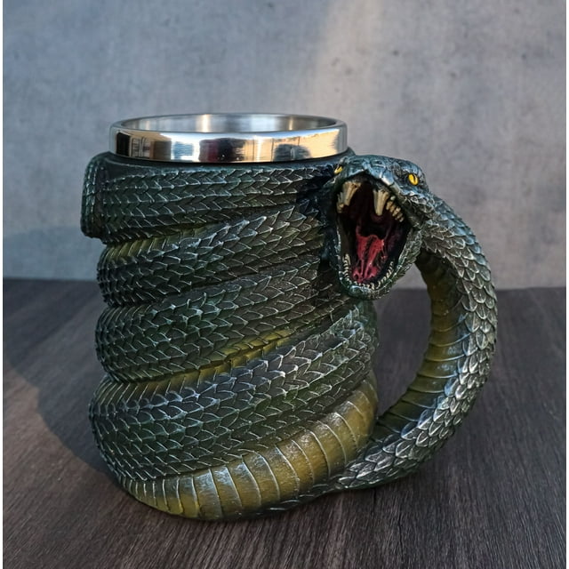 Realistic Ferocious Slithering Serpent Snake With Venomous Fangs Coffee ...