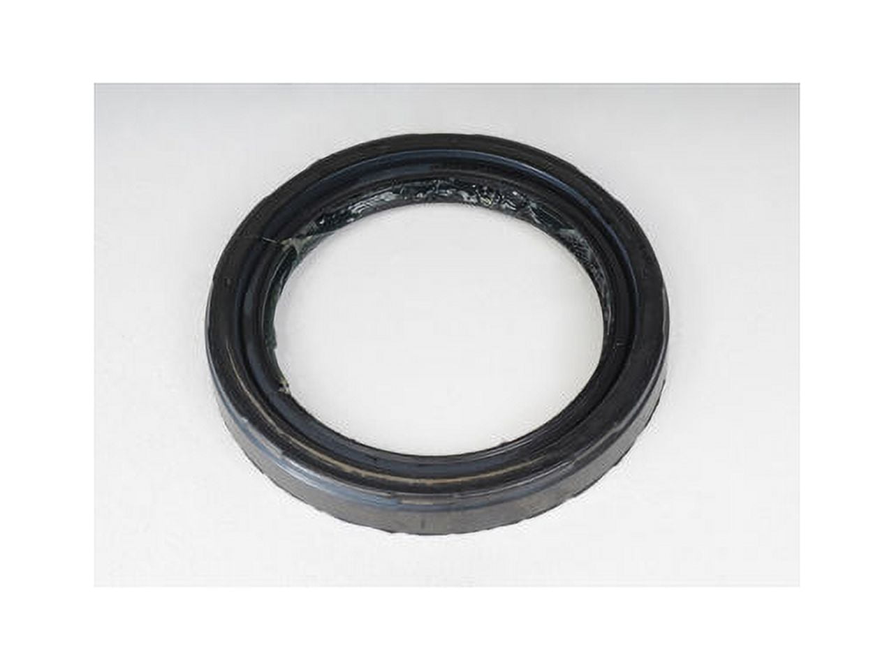 Rear Axle Shaft Seal - Compatible with 1999 - 2004 Chevy Tracker 2000 ...