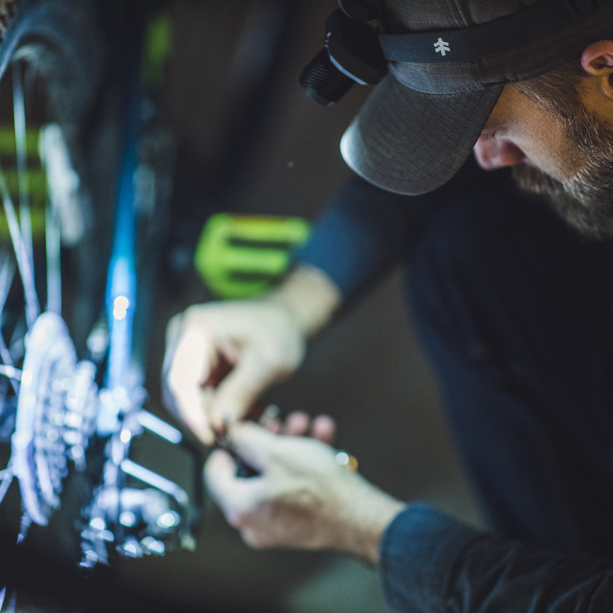 Rechargeable 500 Lumen LED Headlight, IPX4 Weatherproof, UV Blood Tracker - Walmart.com