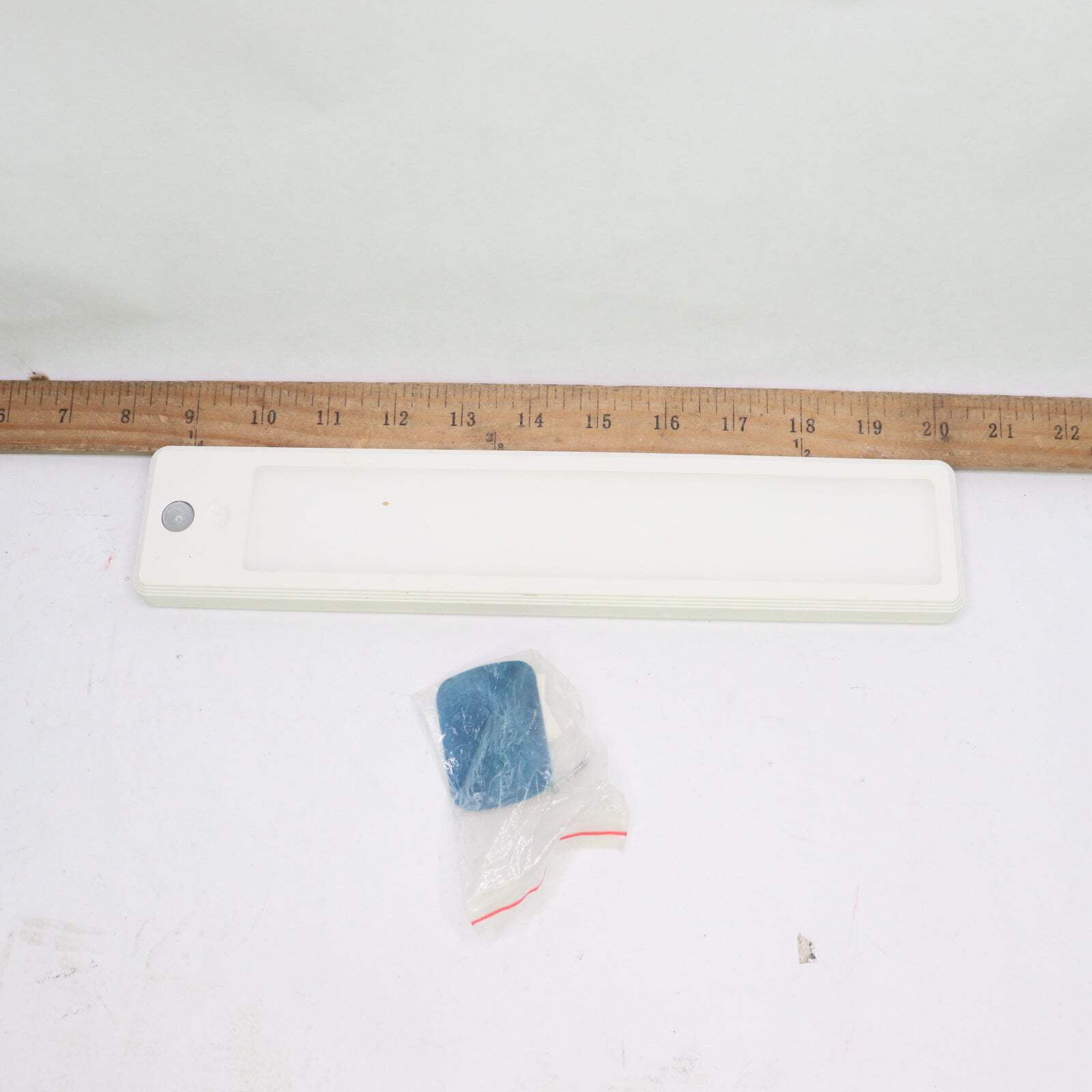 Rechargeable Dimmable Bar LED Light with Motion Sensor Plastic White 5V ...