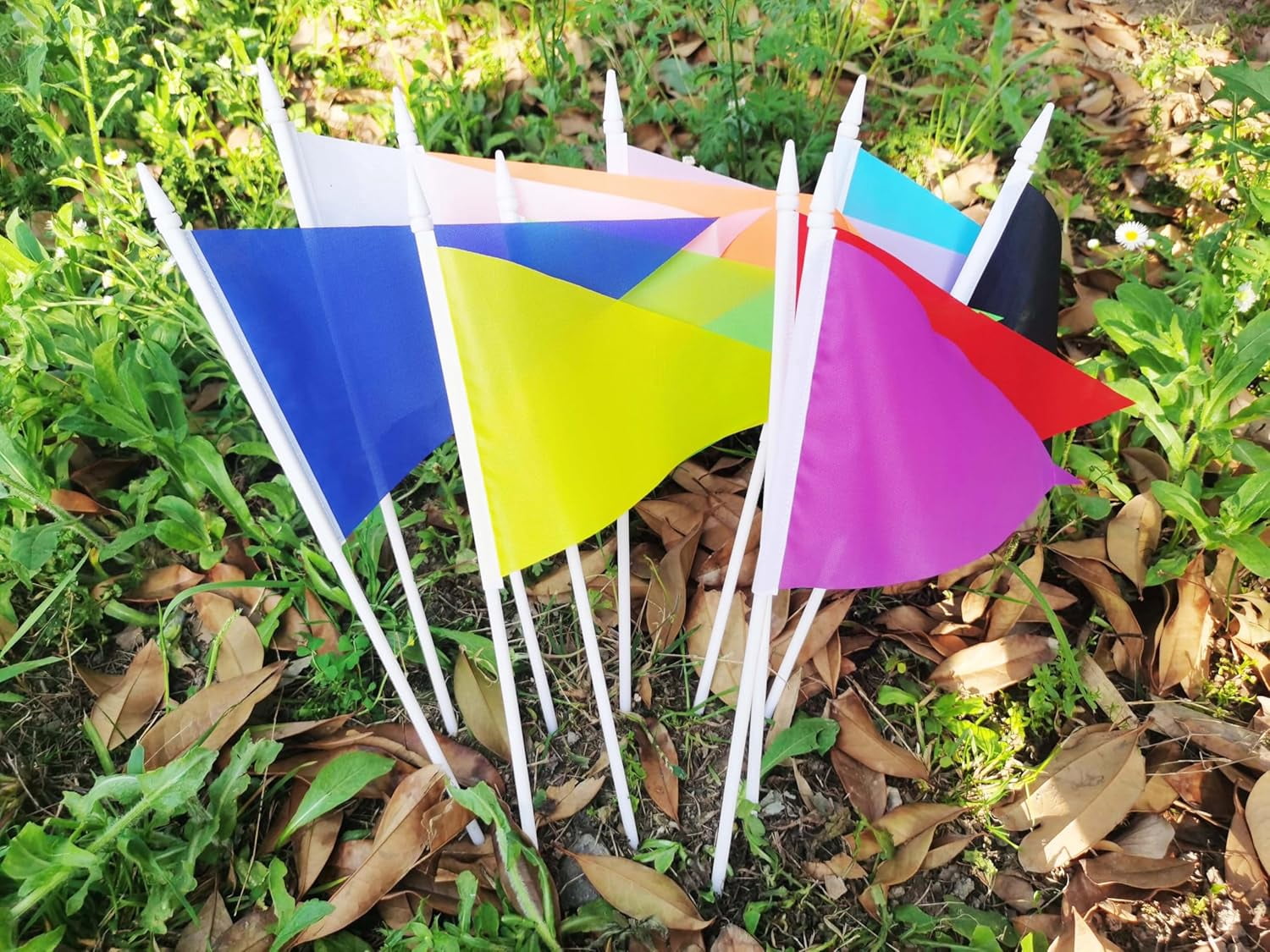 Red Pennant Flags Mini Hand Held Solid Color Pennant on Sticks with ...