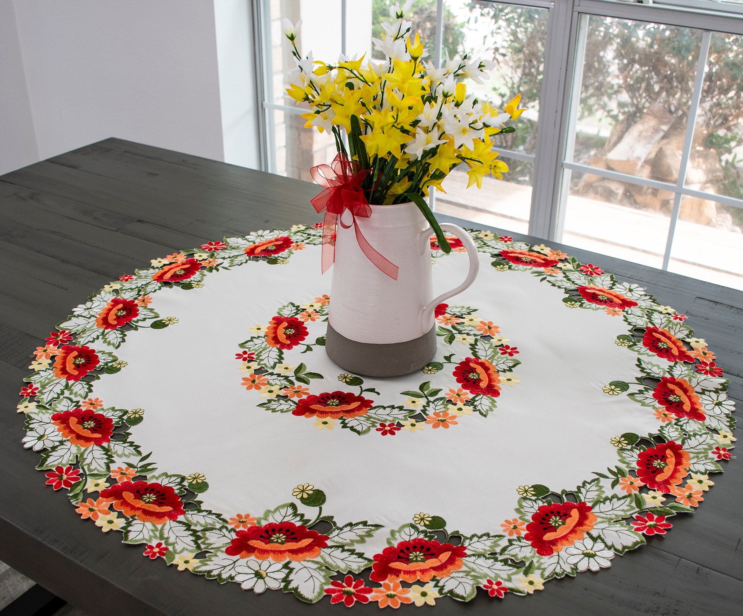 Red Poppy on Ivory Table Topper, Doily (23 / 33" Round) - Walmart.com