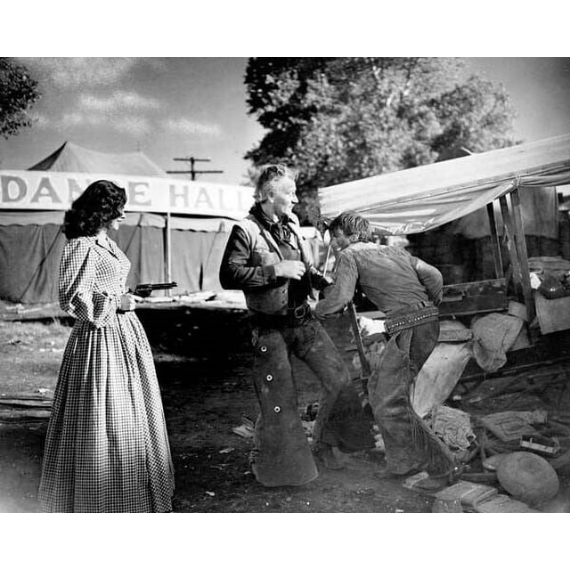 Red River fight scene John Wayne Montgomery Clift Coleen Gray poster ...