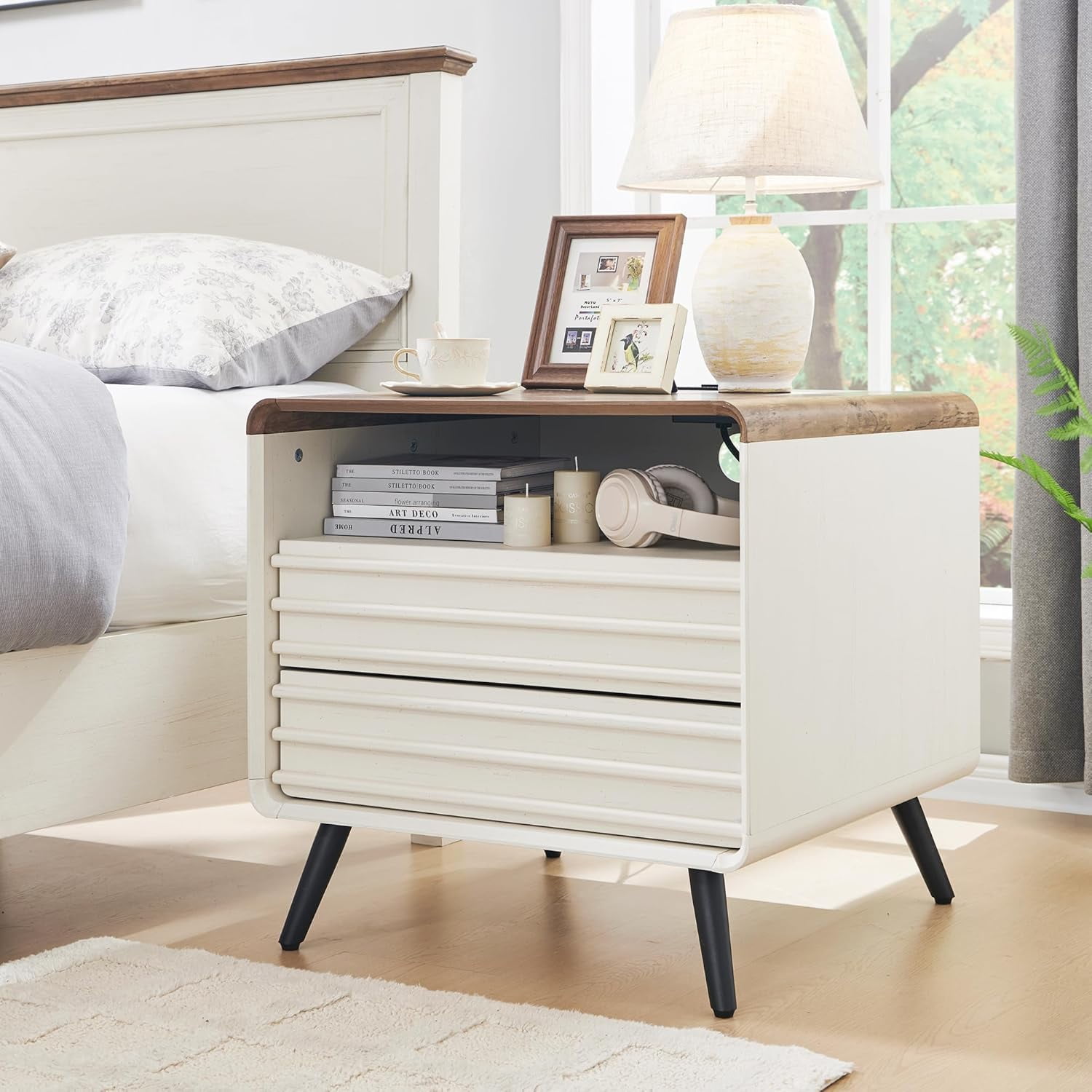 RedLemon 24" Nightstand with Charger Station, Mid Century Modern Fluted ...
