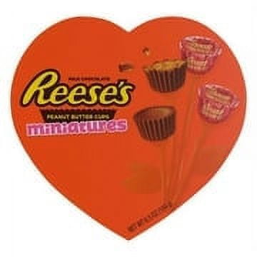 Reese's Peanut Butter Minis 6.5oz Heart Box - Walmart.com