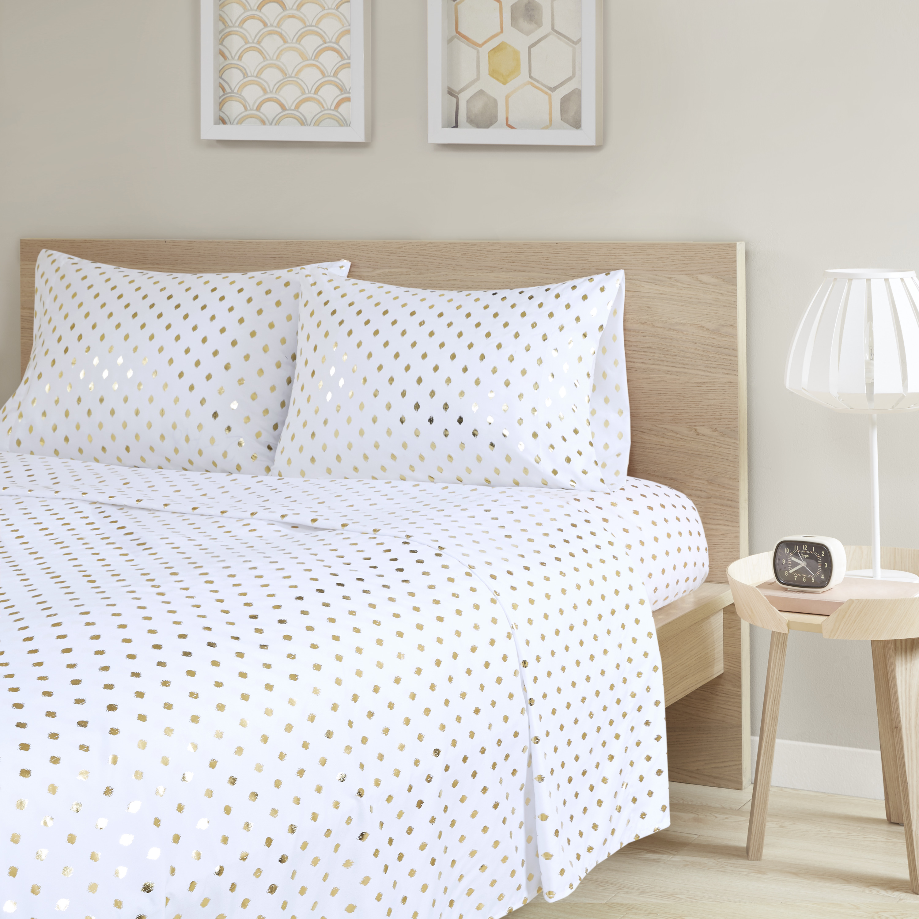 Regency Heights 4-Piece Queen Size Polka Dots Printed Sheet Set, White ...