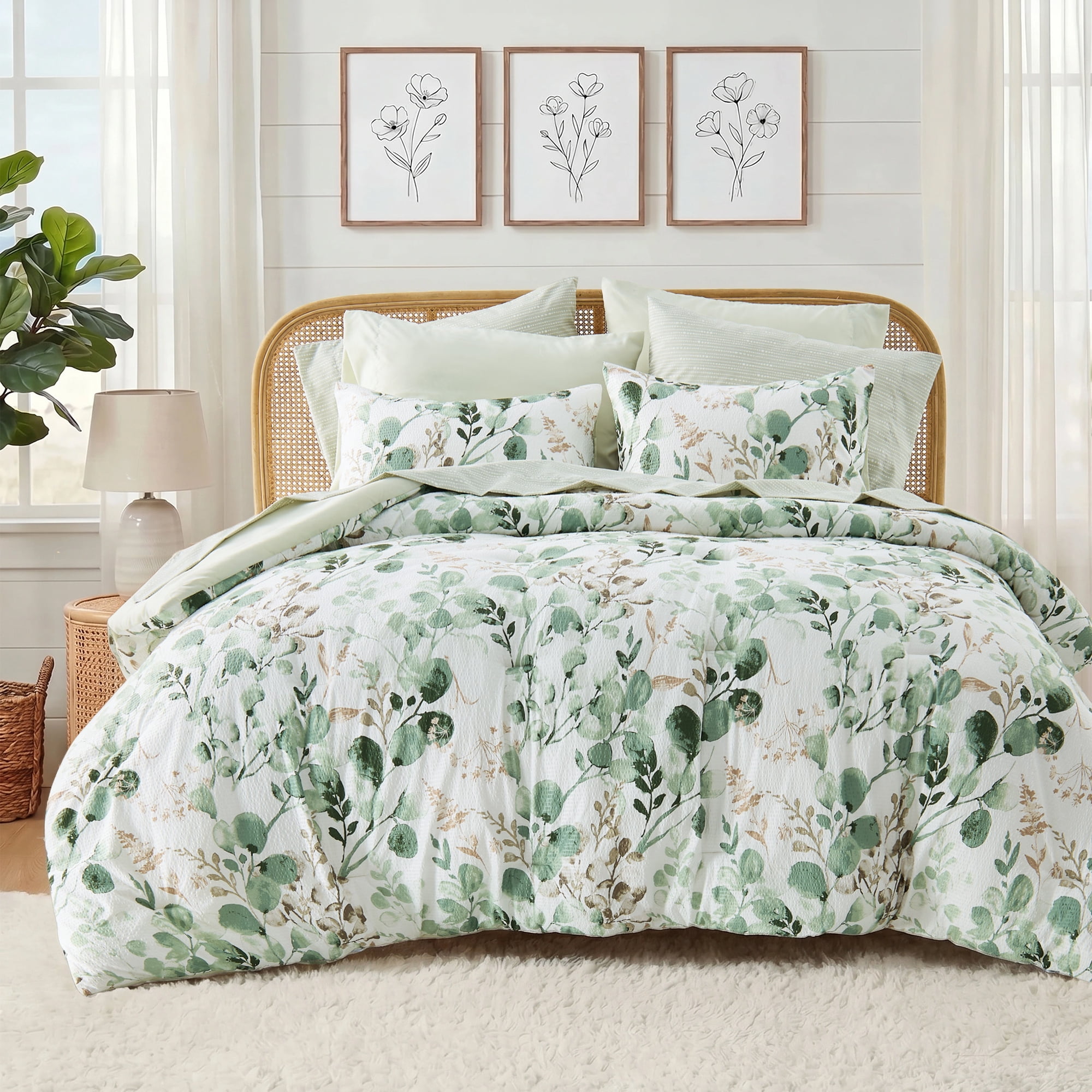 Regency Heights 9-Piece Queen Size Seersucker Comforter Set with Sheets ...