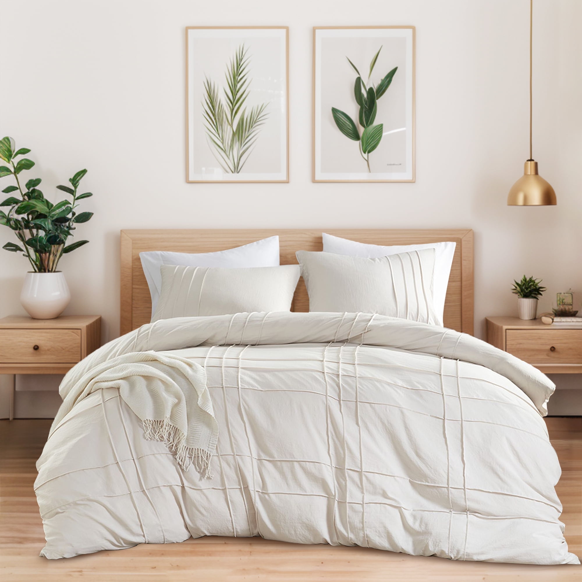 Regency Heights Queen Soft Washed Pleated Duvet Cover Set 3-Piece ...