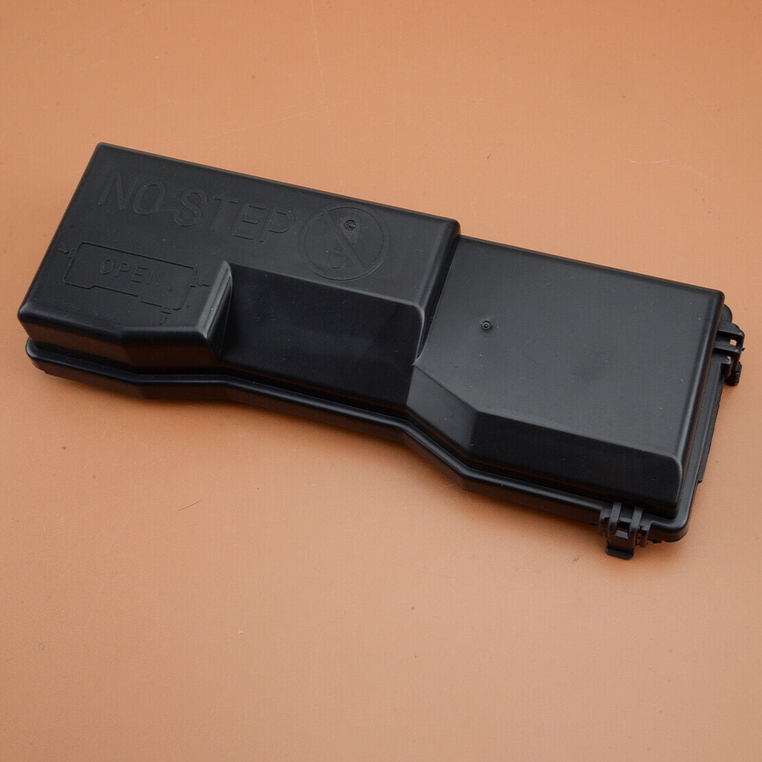 Relay Fuse Box Cover Assenbly Fit For ISUZU NPR NPR-HD NQR NRR 1995 ...