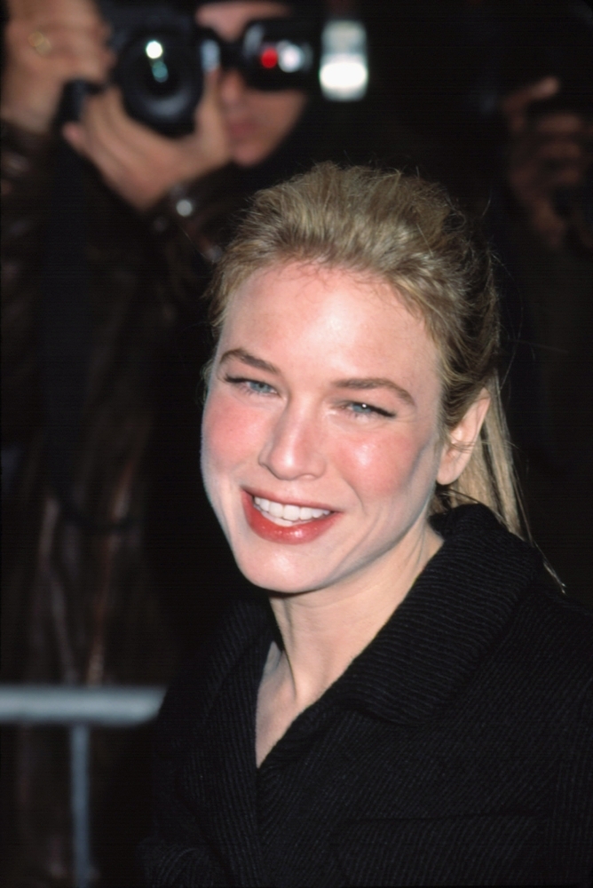 Renee Zellweger At The Nyc Premiere Of Bridget Jones'S Diary 4022001 By ...
