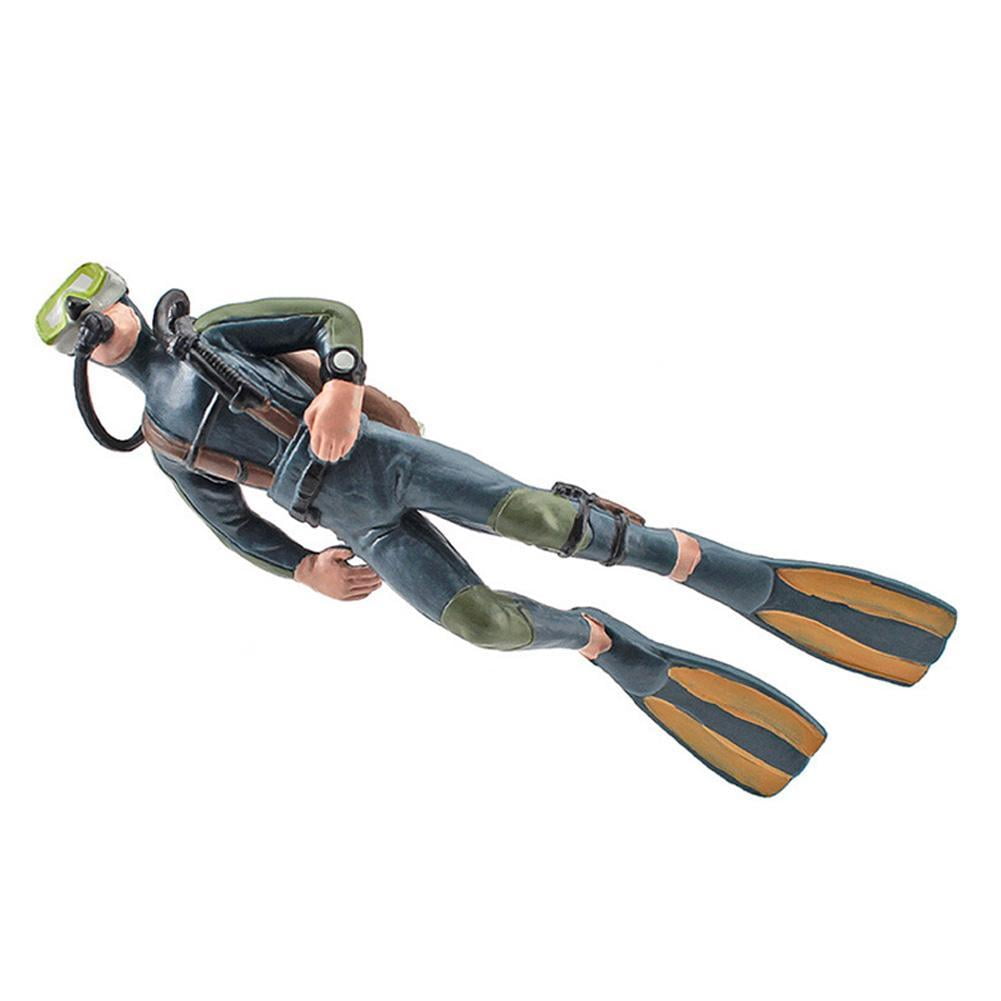 Resin Figures Model Garage Kit Diver And Fish Figures 3D Toys Doll ...