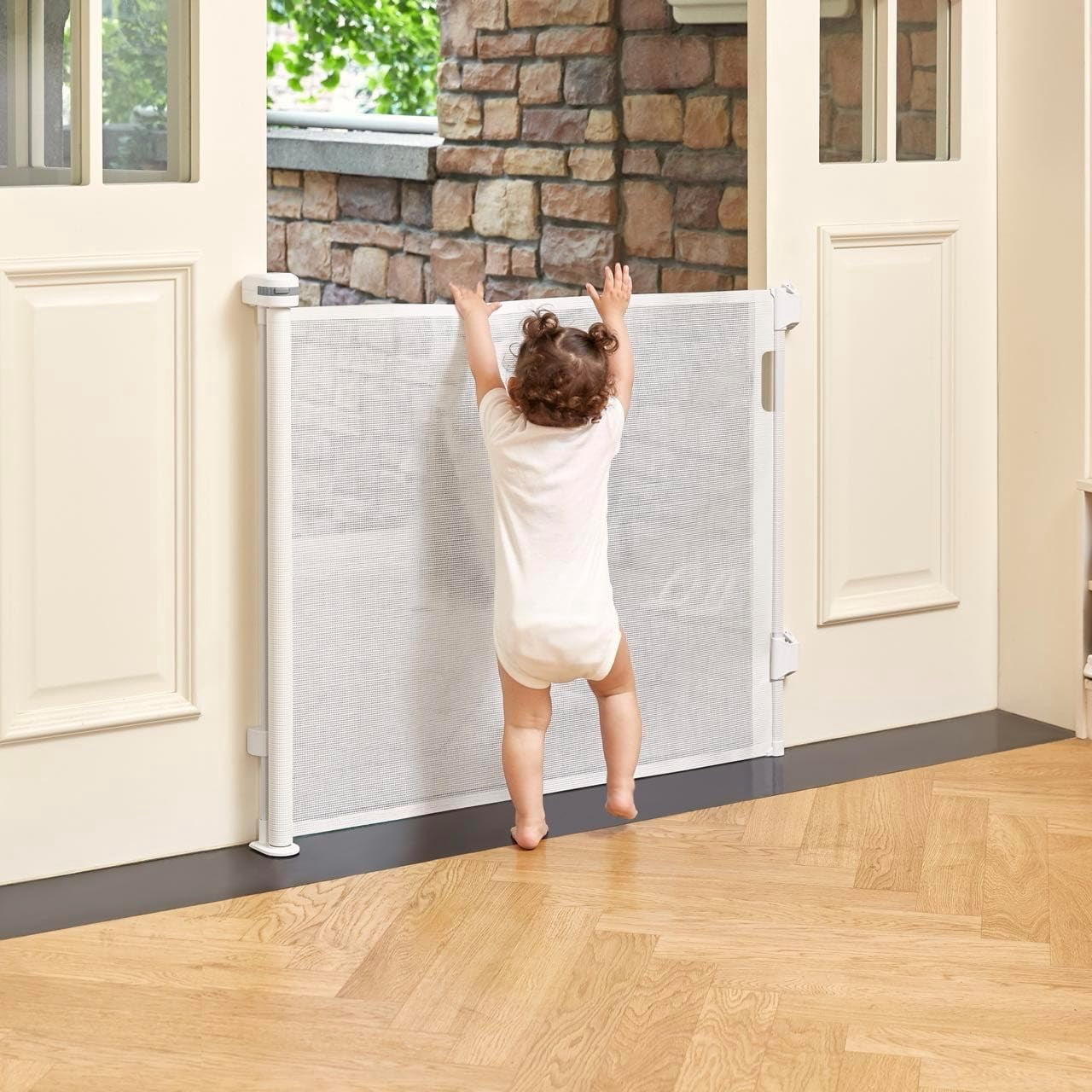 Retractable Gate Space-Saving Pet Gate, 34″ in Height & Extends up to ...