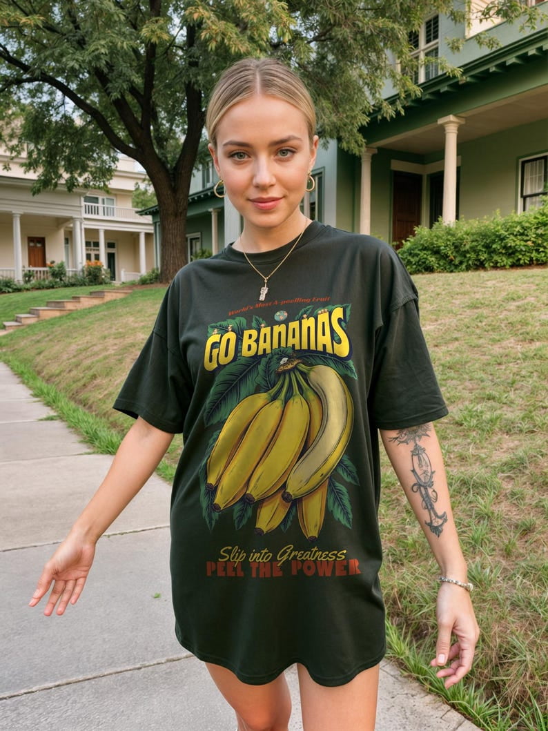 Retro Banana Commercial Graphic Tee, Vintage Fruit Label T-Shirt, Cute ...