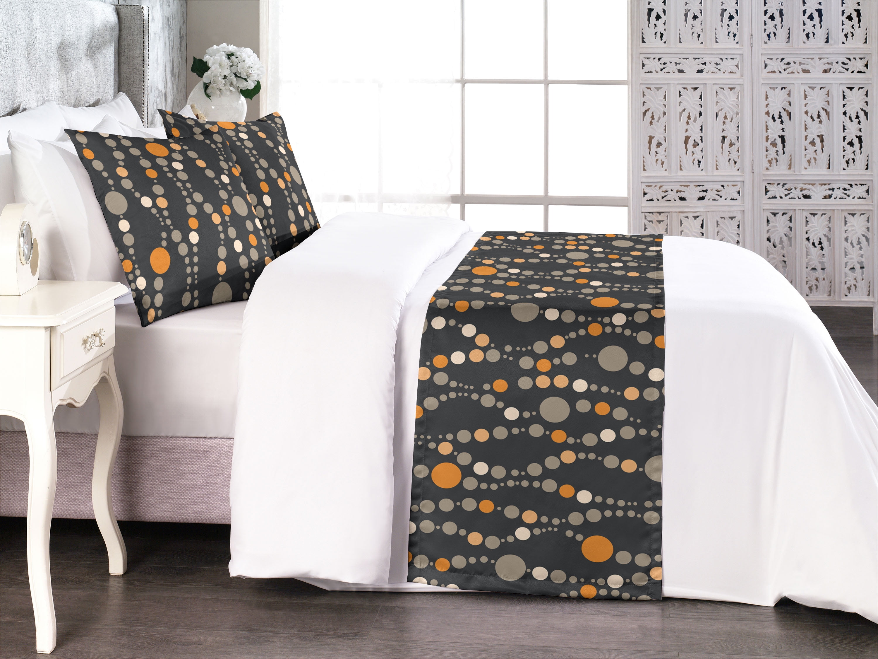 Retro Bed Runner Set, Groovy Inspired Neutral Colors Boho Swirling Dots ...