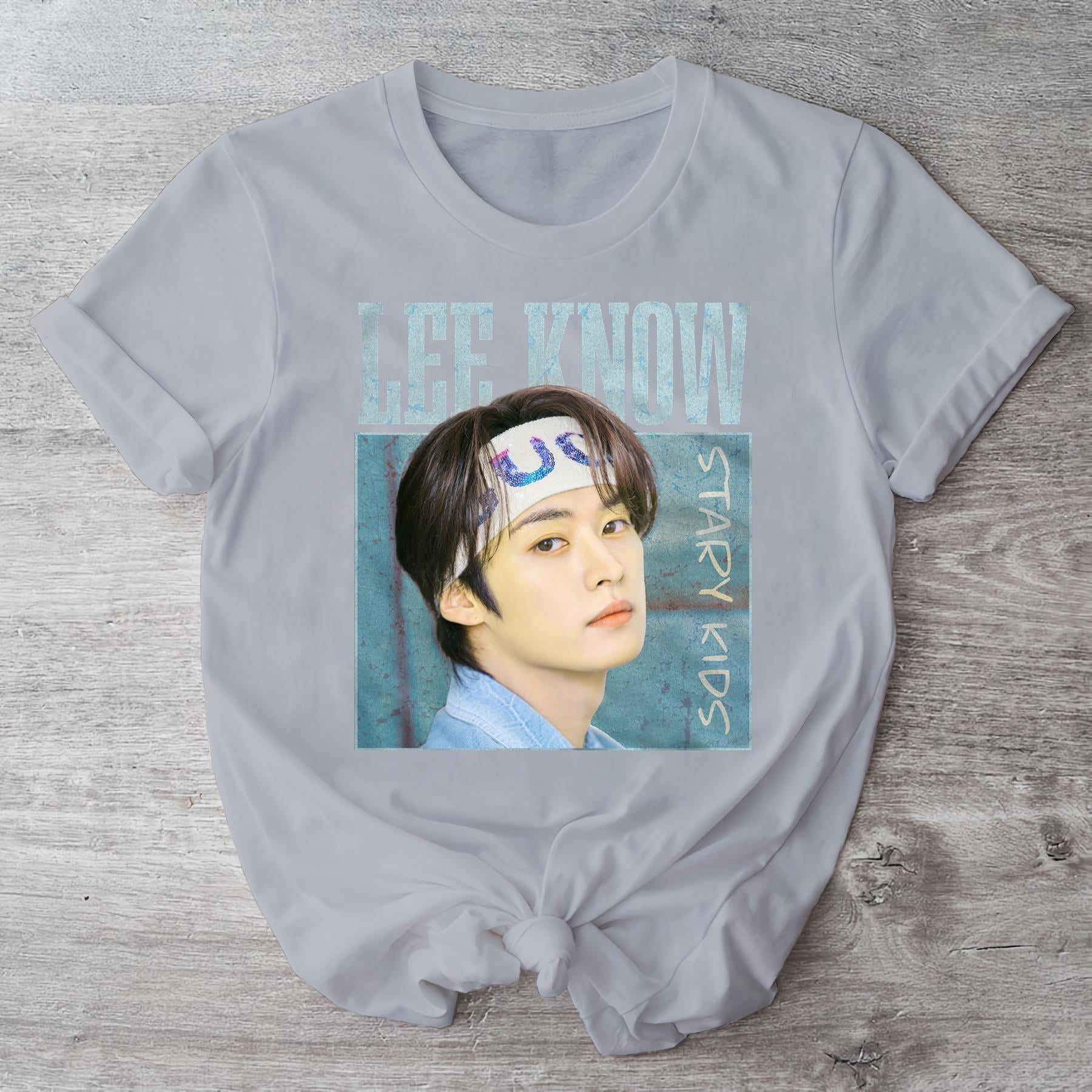 Retro Idol Stage Vibe Tee, Kpop Visual Performance Graphic Shirt, Boy ...