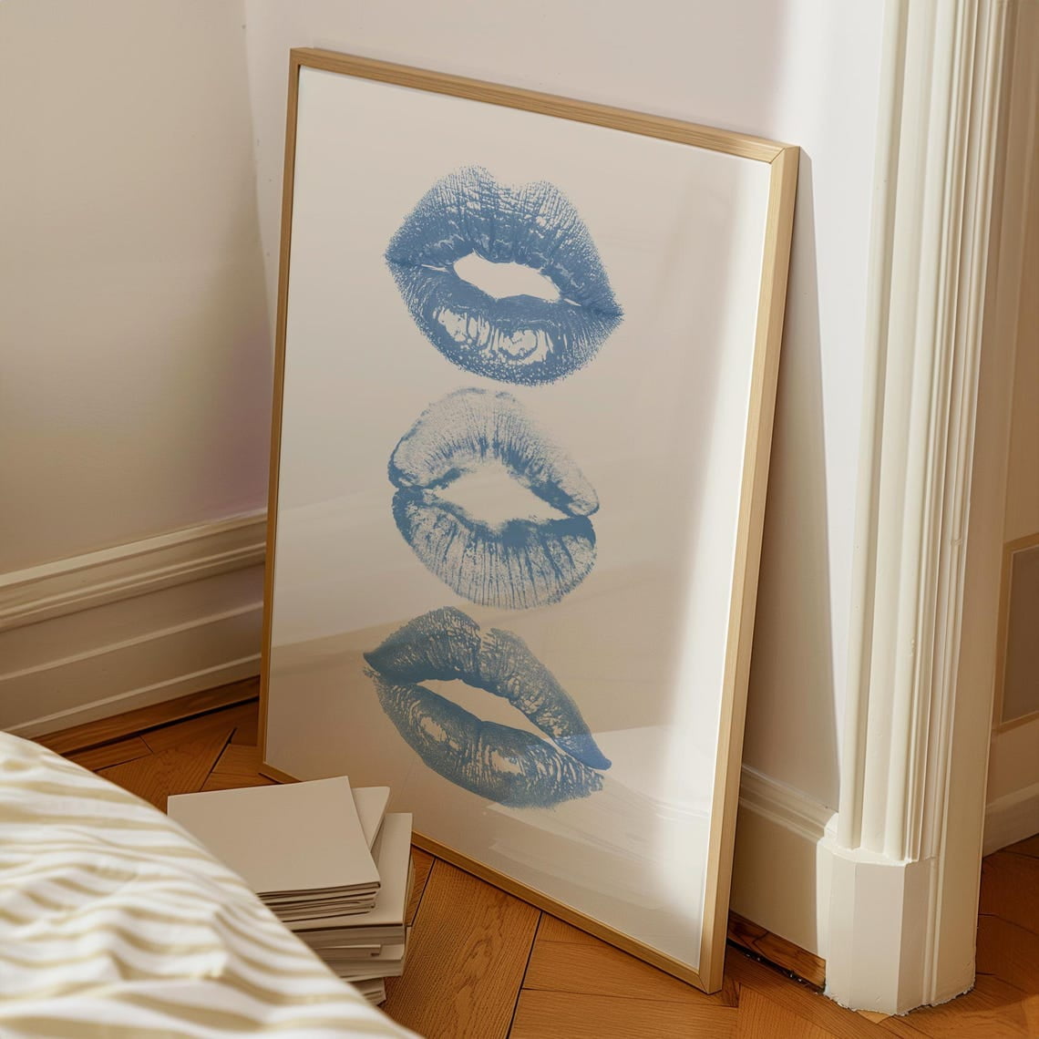 Retro Kiss Lips Wall Art, Blue Kisses Poster Trendy Wall Art, Girly ...